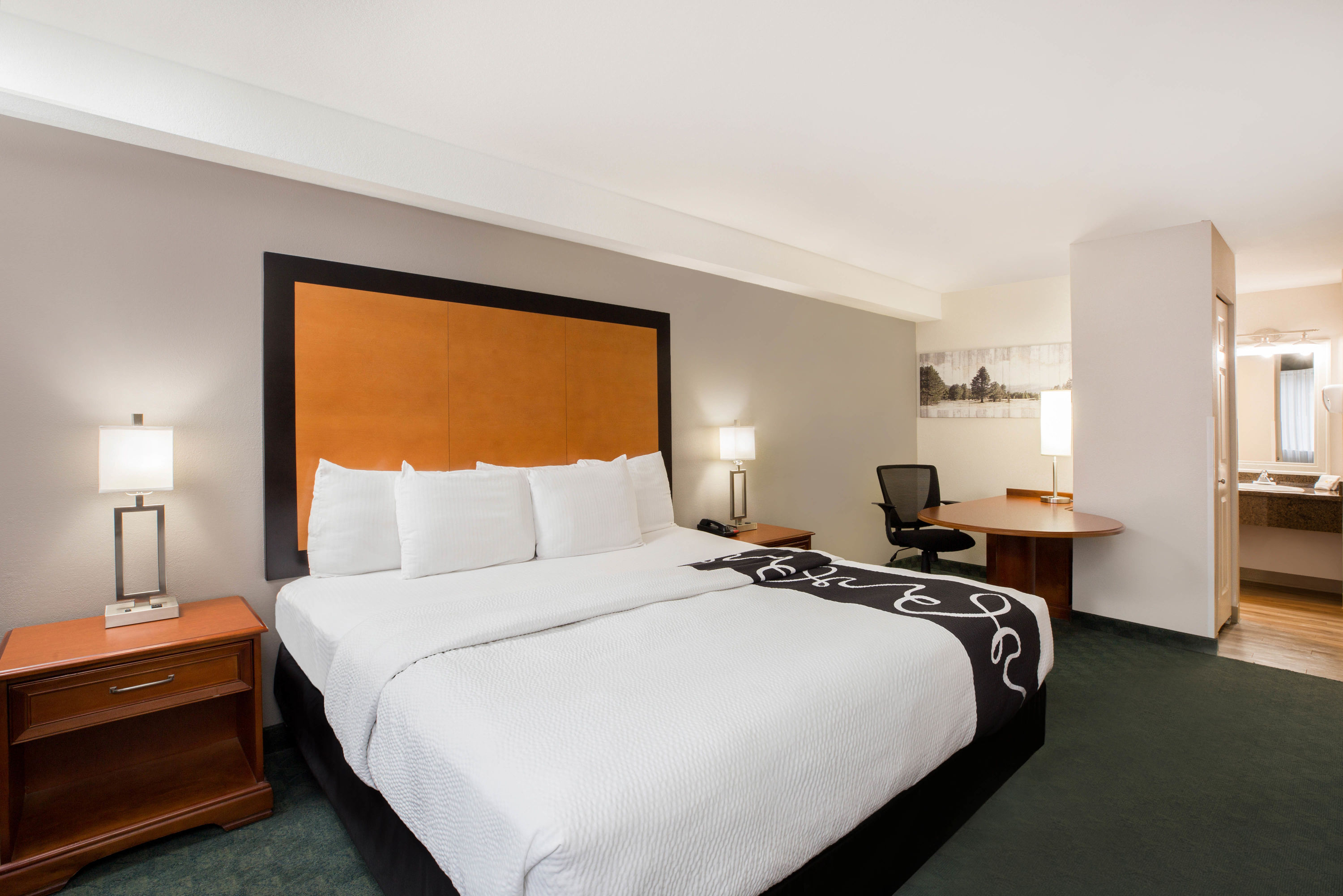 La Quinta Inn by Wyndham Everett | Everett, WA Hotels