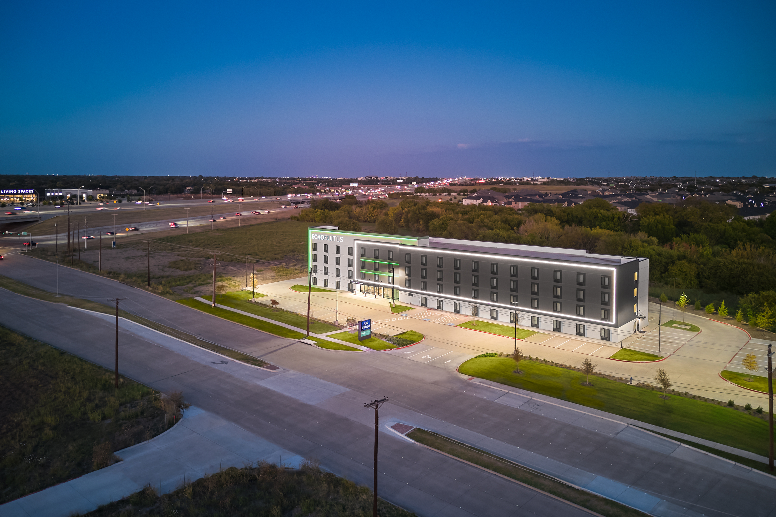 ECHO Suites Extended Stay by Wyndham Dallas Plano/Frisco