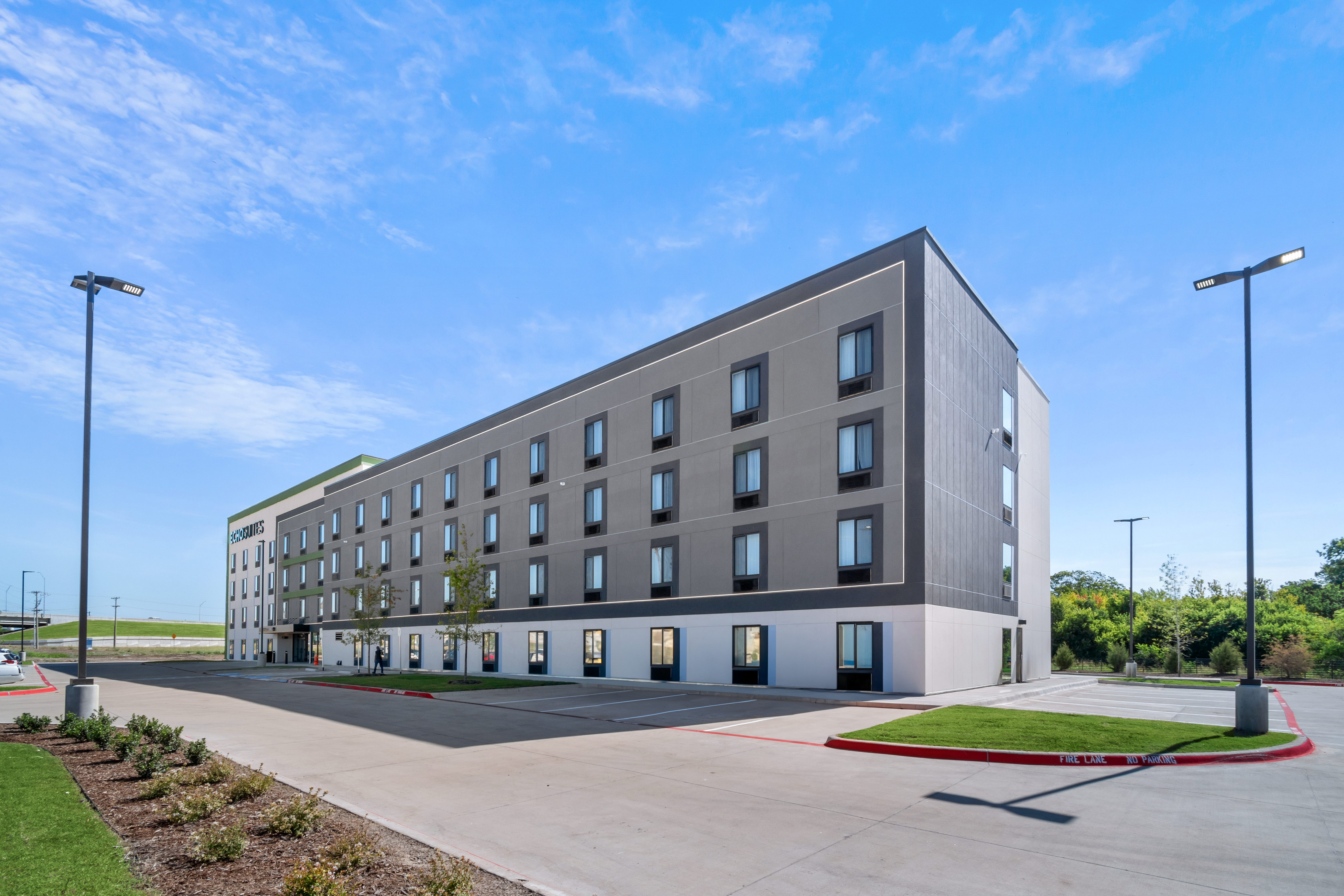 ECHO Suites Extended Stay by Wyndham Dallas Plano/Frisco