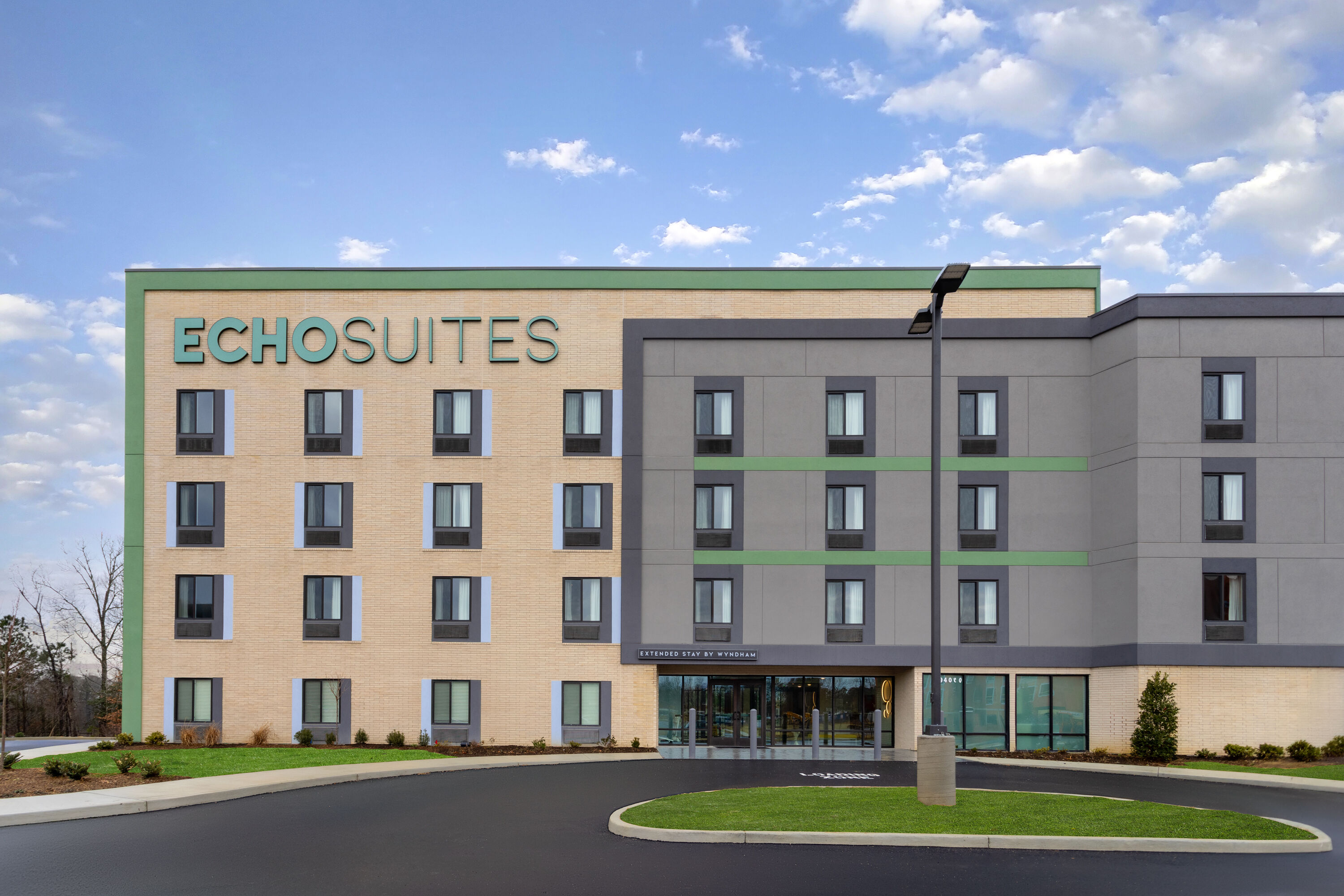 ECHO Suites Extended Stay by Wyndham Richmond West