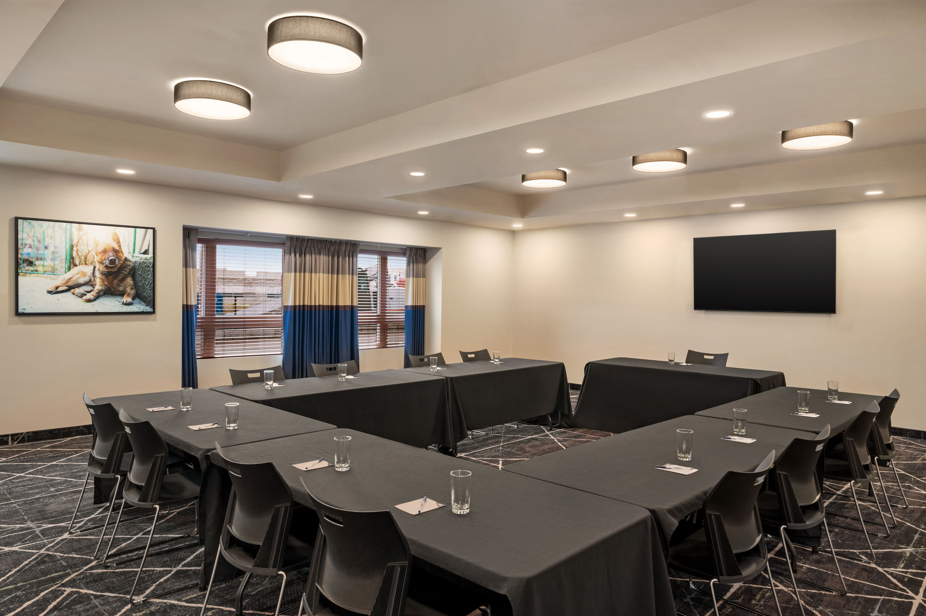 Microtel Inn & Suites by Wyndham Aurora | Aurora, ON Hotels