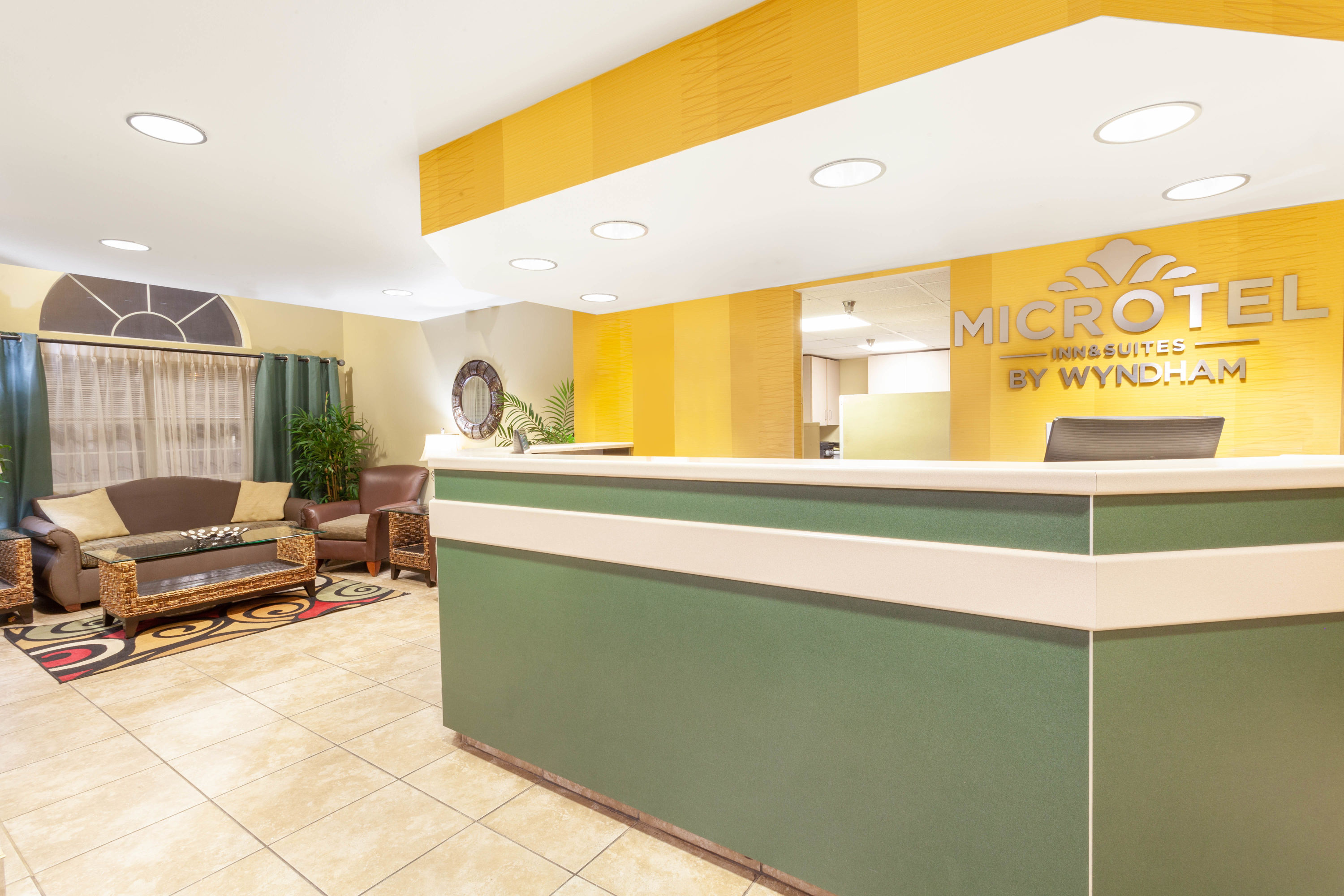 Microtel Inn & Suites by Wyndham Gulf Shores | Gulf Shores, AL Hotels