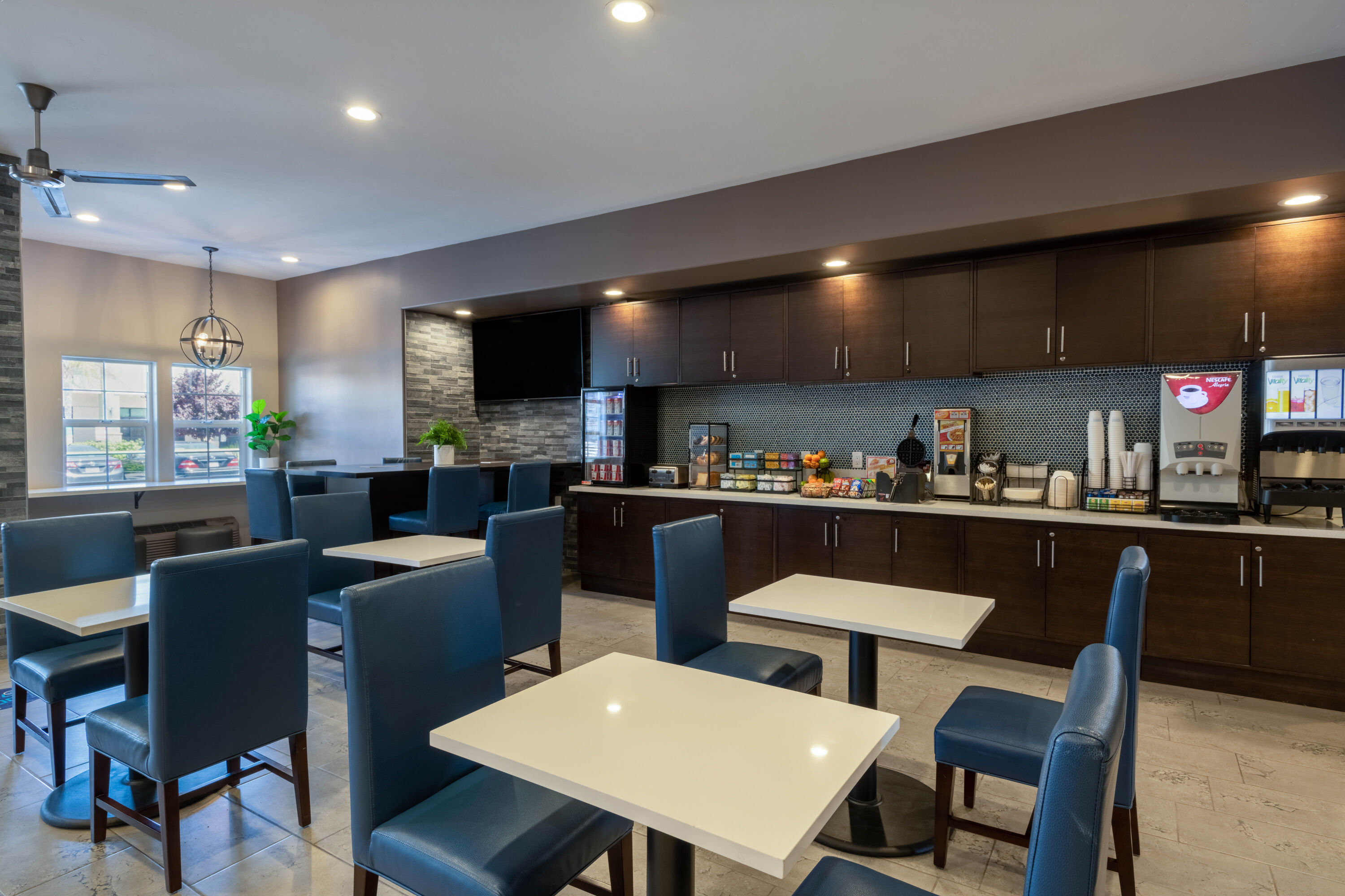 Microtel Inn & Suites by Wyndham Tracy | Tracy, CA Hotels