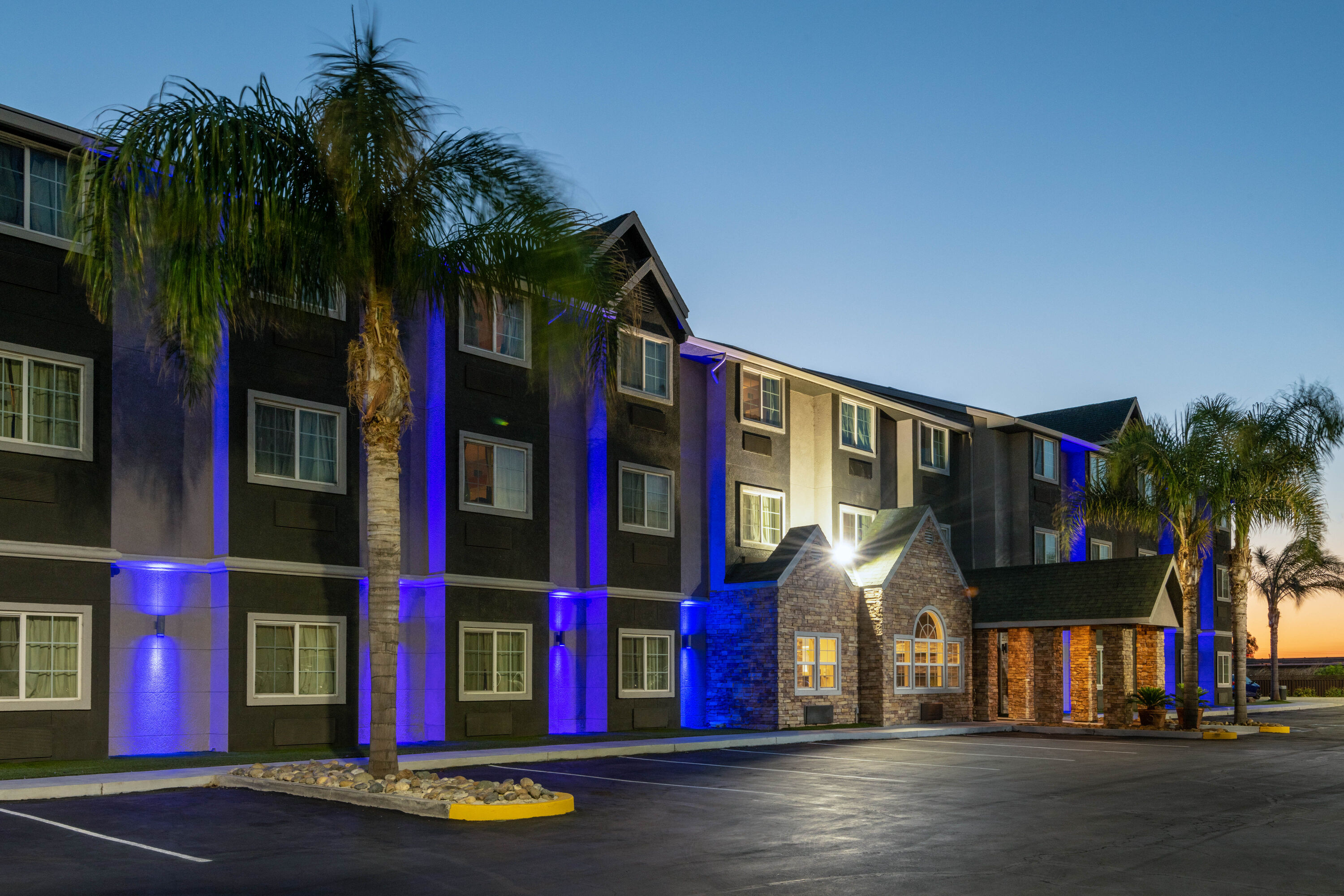 Microtel Inn & Suites by Wyndham Tracy | Tracy, CA Hotels