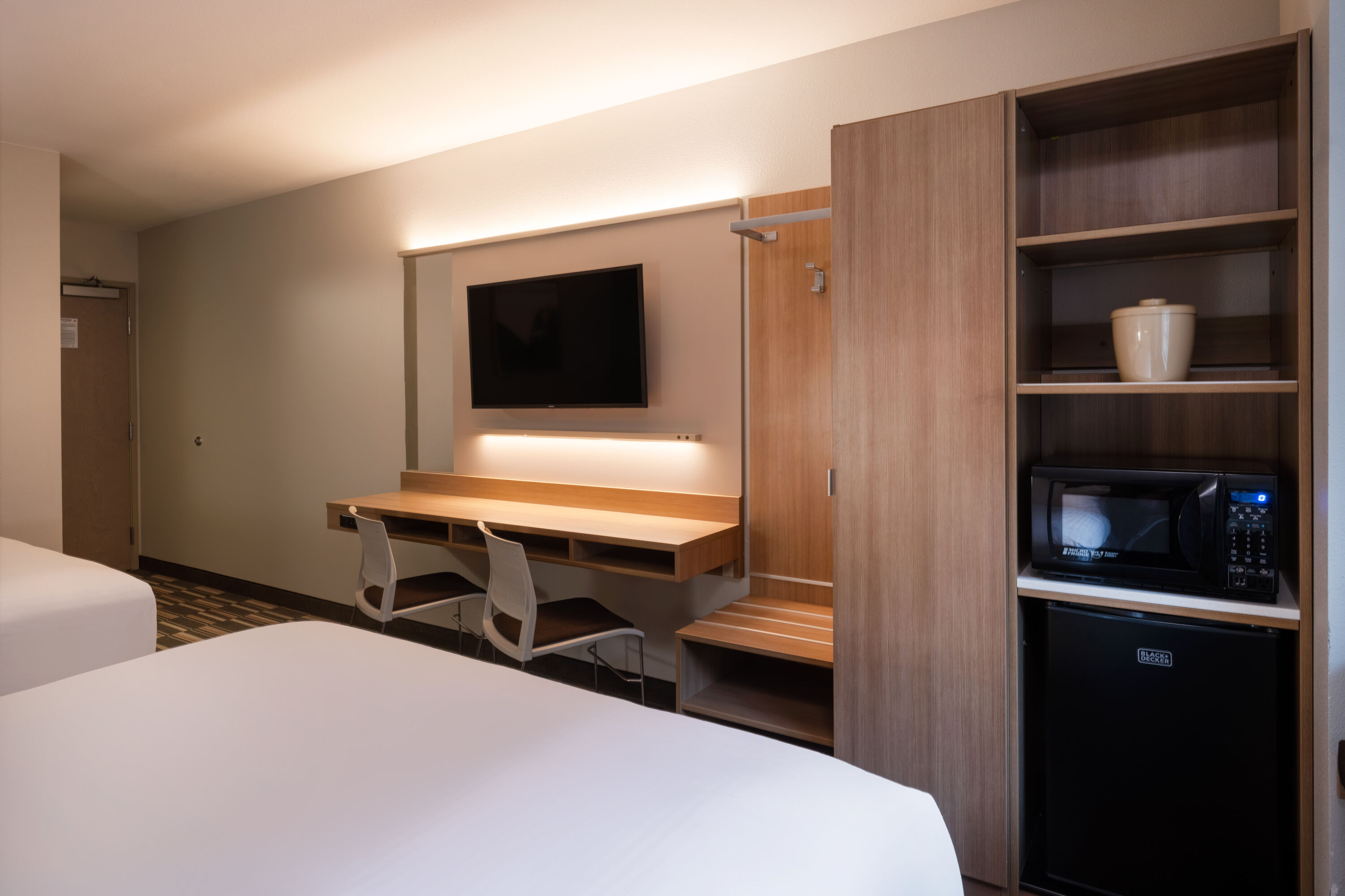 Microtel Inn & Suites by Wyndham Georgetown Lake | Georgetown, CO Hotels