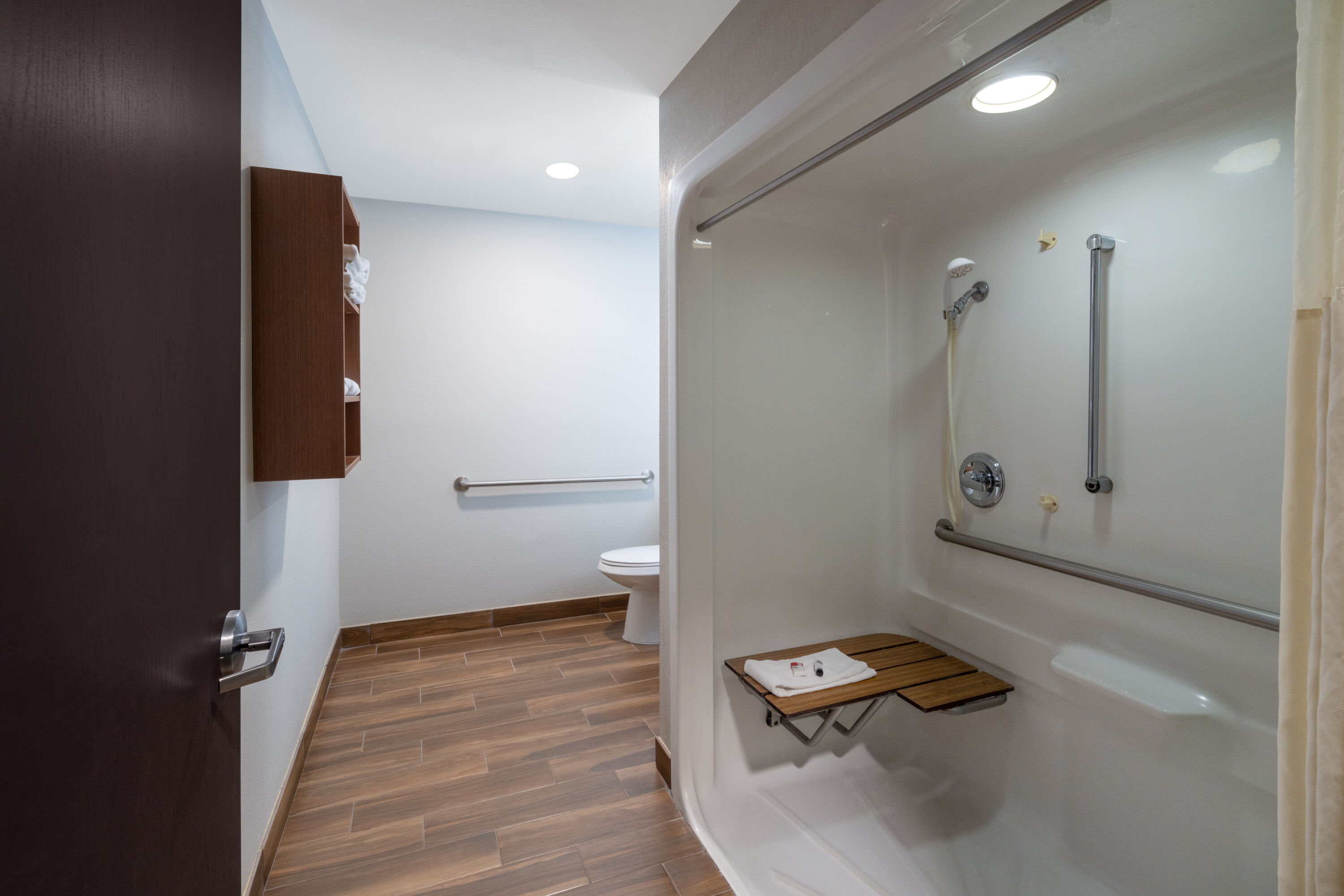 Microtel Inn & Suites by Wyndham Pooler/Savannah | Pooler, GA Hotels