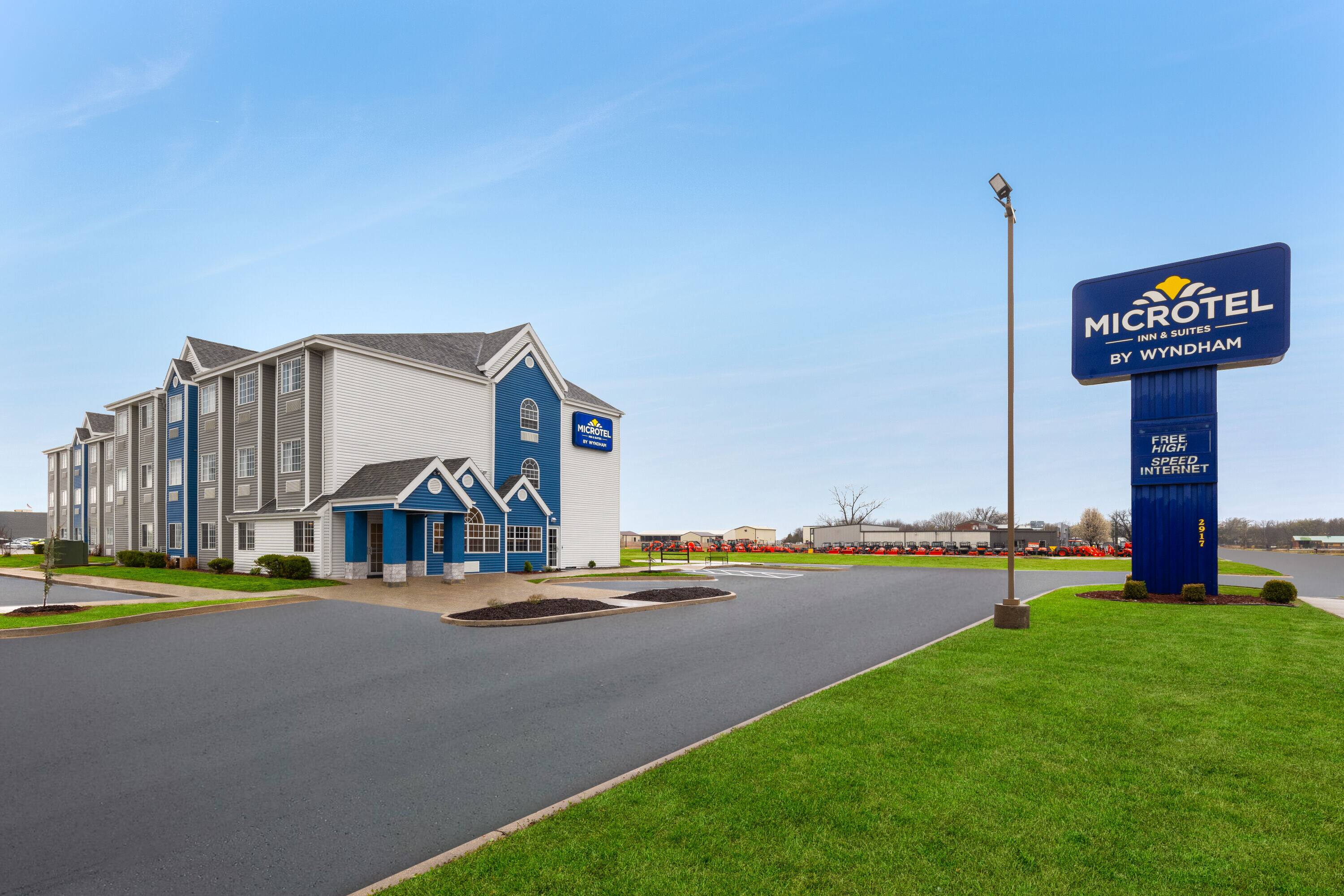 Microtel Inn & Suites by Wyndham Independence | Independence, KS Hotels