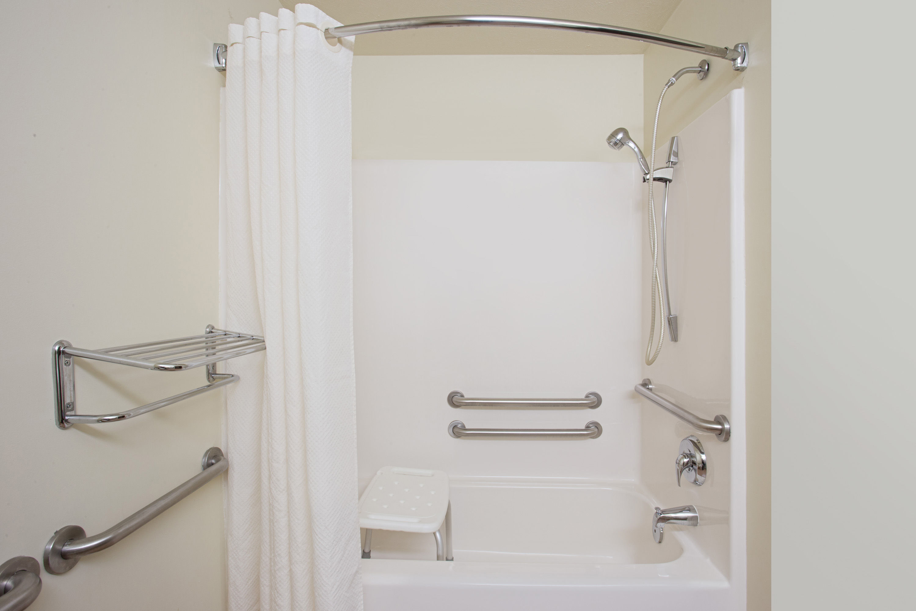 Microtel Inn & Suites by Wyndham Holland | Holland, MI Hotels