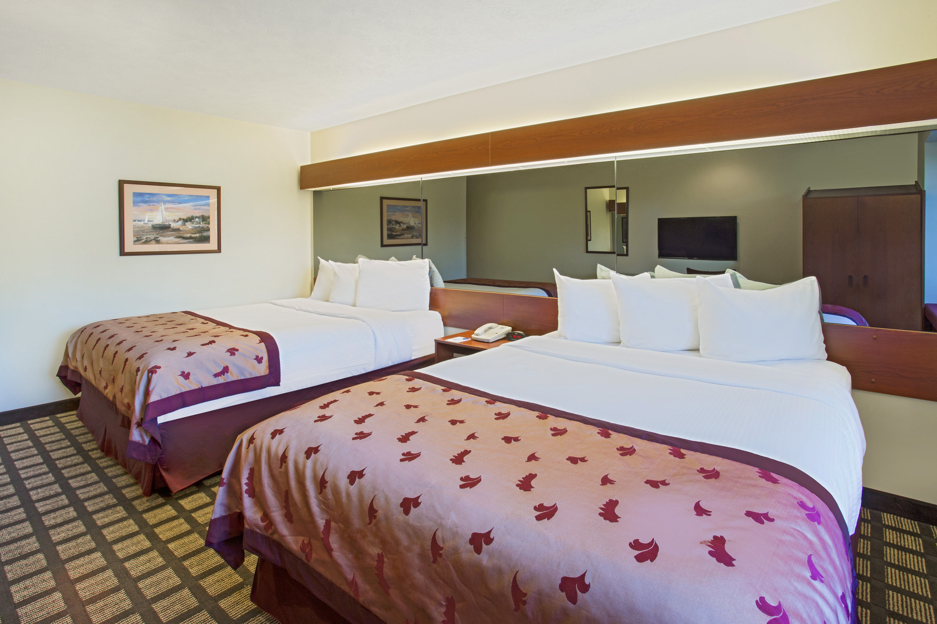 Microtel Inn & Suites by Wyndham Holland | Holland, MI Hotels