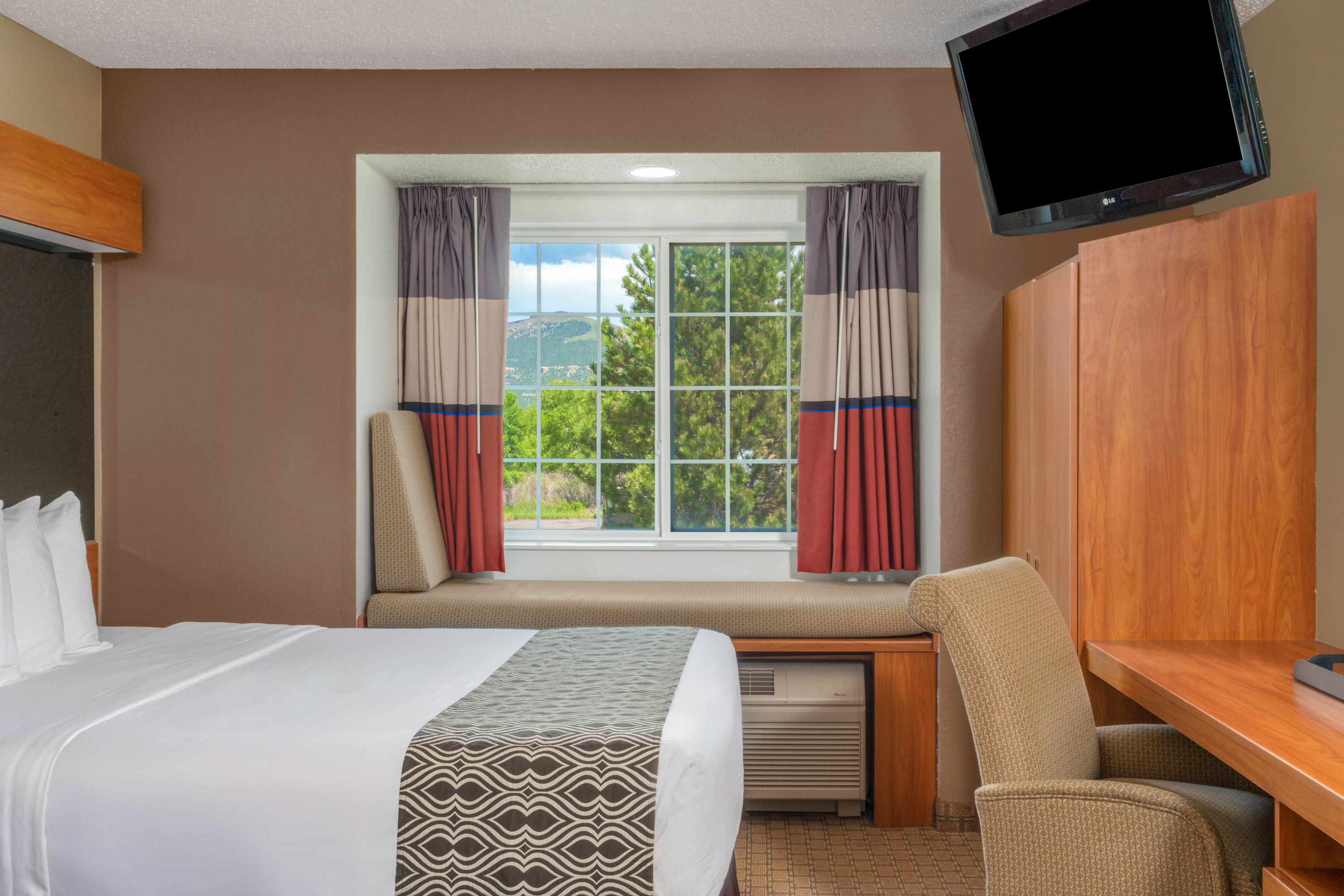 Microtel Inn & Suites by Wyndham Raton | Raton, NM Hotels