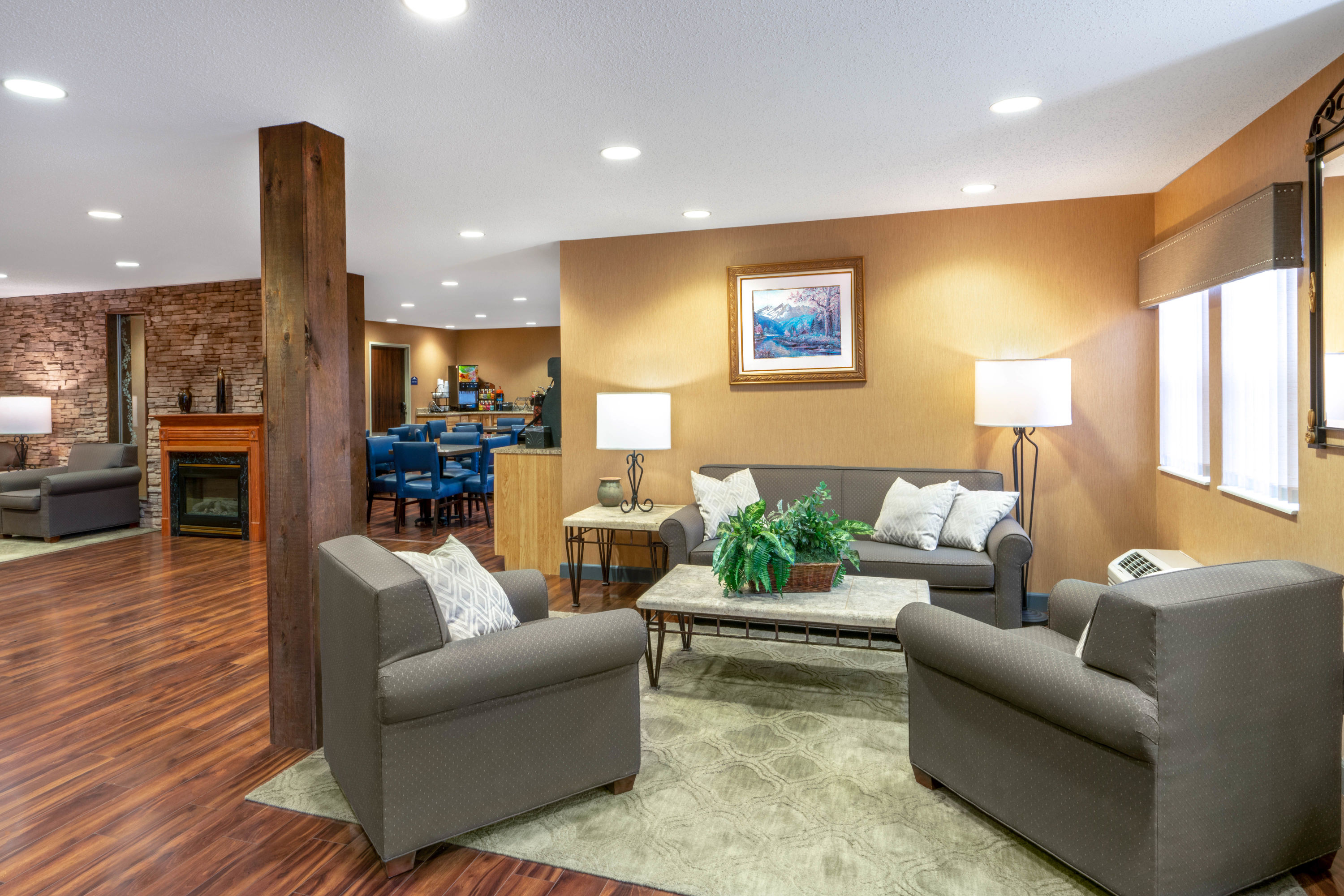 Microtel Inn & Suites by Wyndham Raton | Raton, NM Hotels