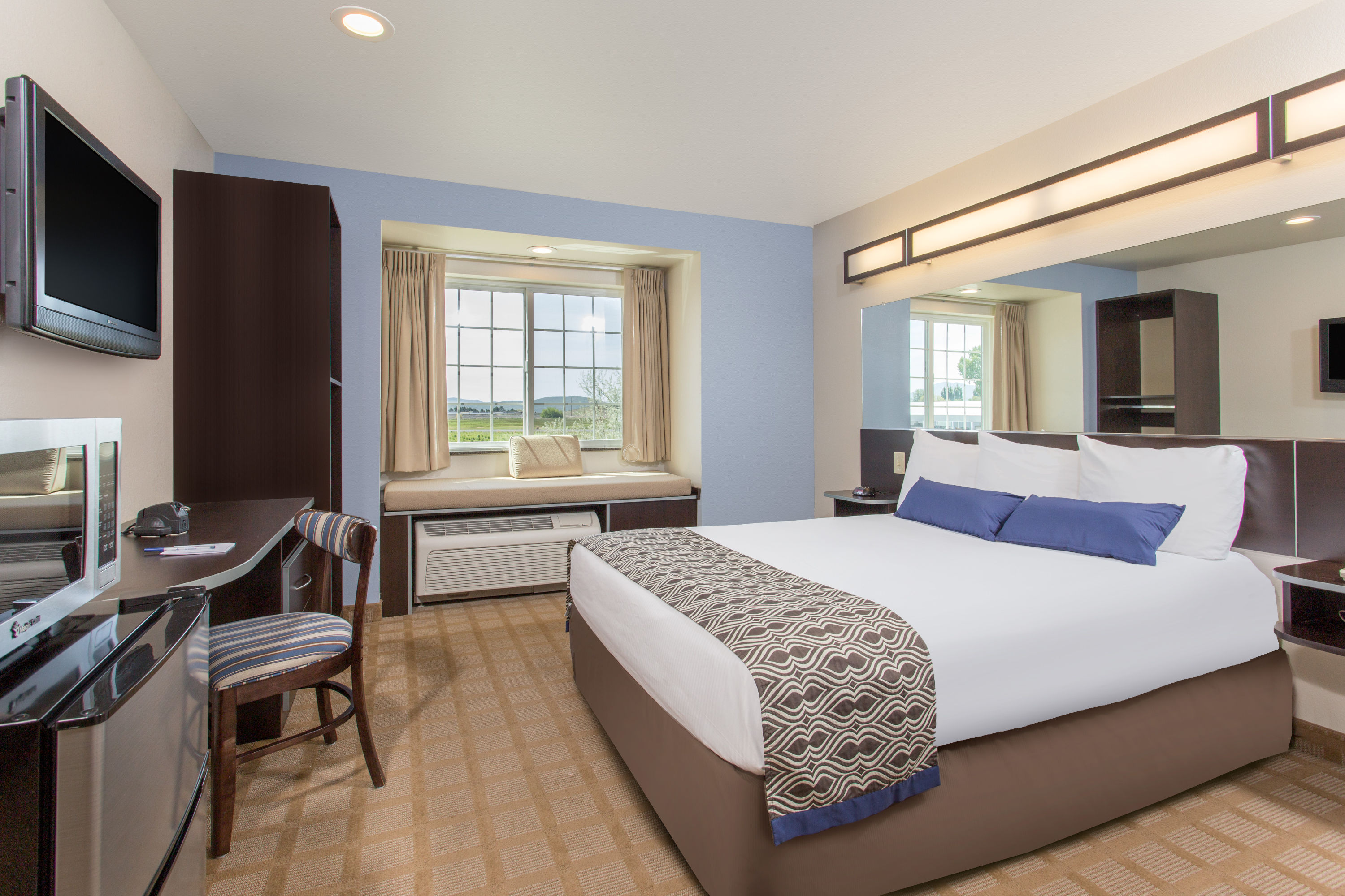 Microtel Inn & Suites by Wyndham Klamath Falls | Klamath Falls, OR Hotels