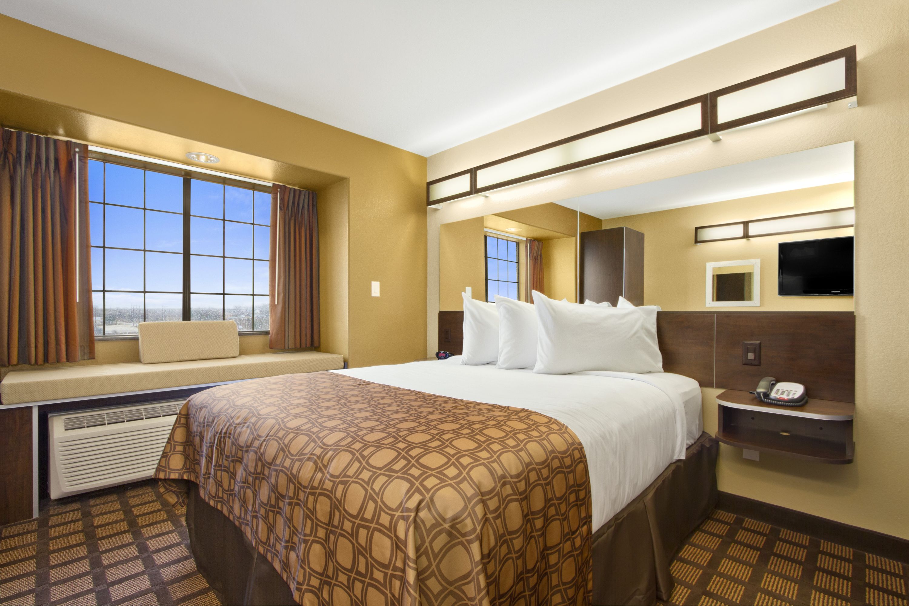 Microtel Inn & Suites by Wyndham Round Rock | Round Rock, TX Hotels
