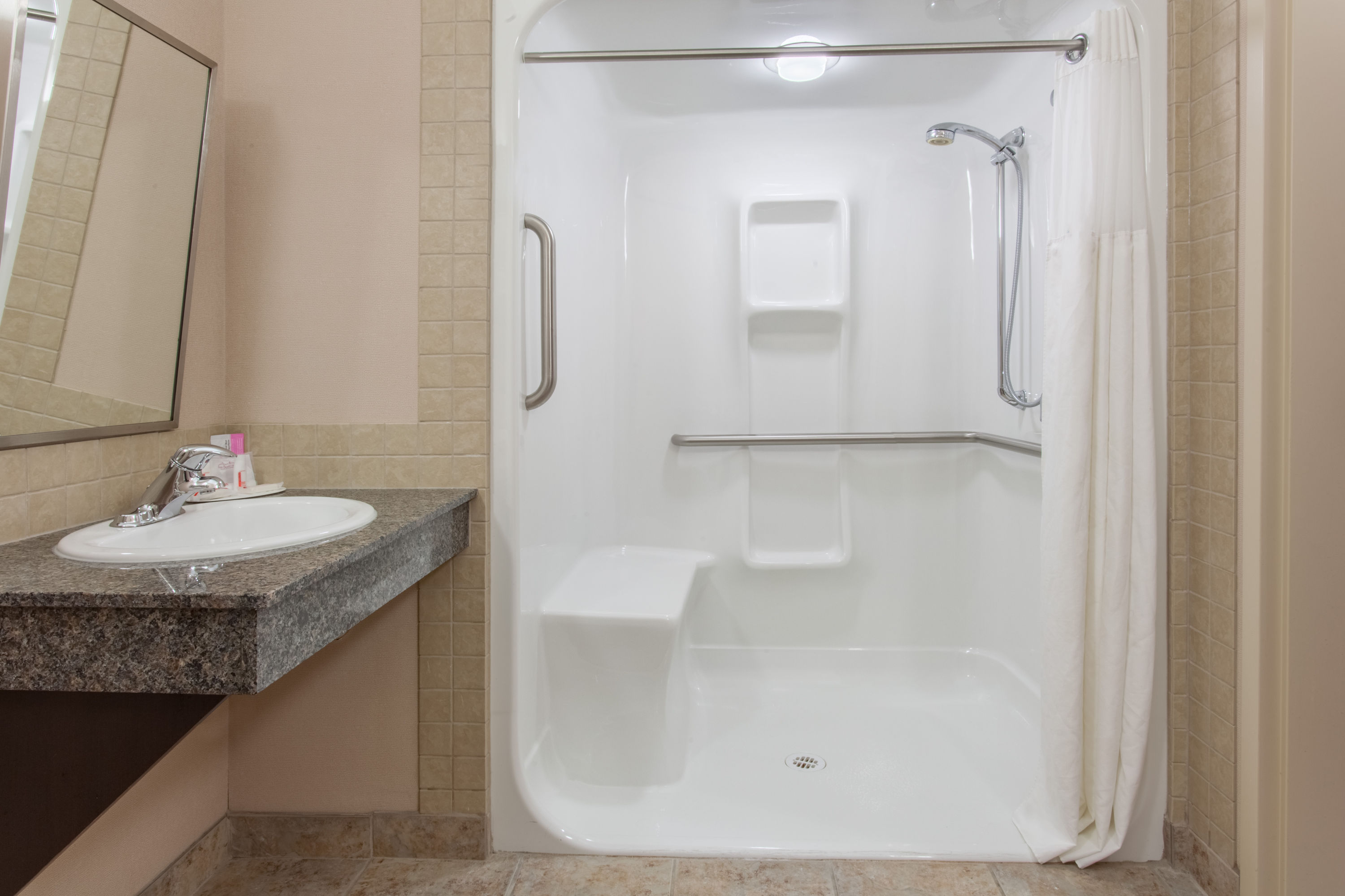 Ramada by Wyndham Brooks | Brooks, AB Hotels