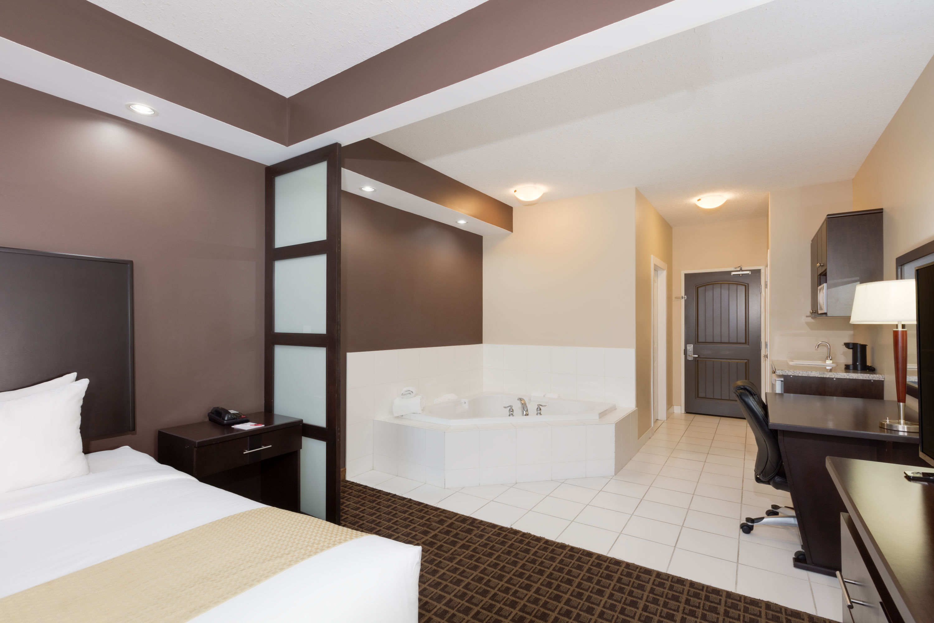 Ramada by Wyndham Cold Lake | Cold Lake, AB Hotels