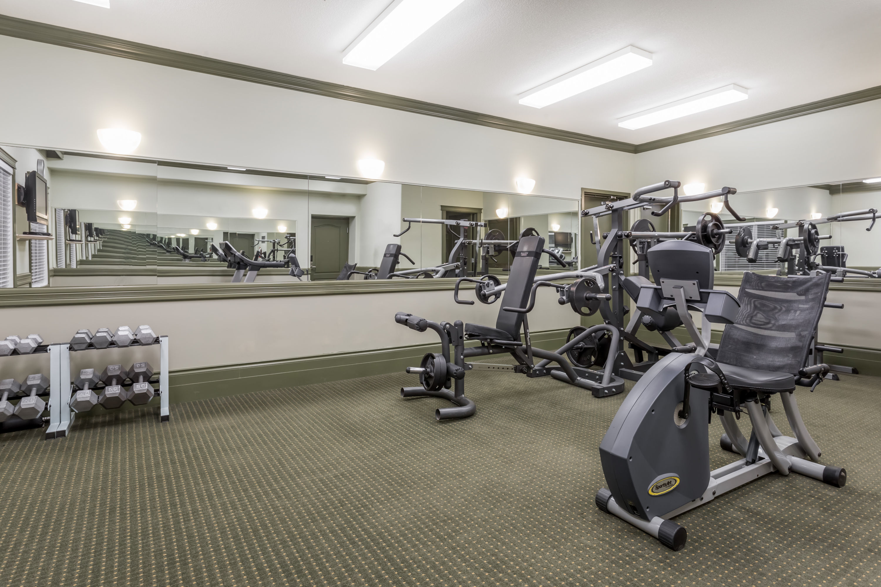 Ramada by Wyndham Hinton | Hinton, AB Hotels