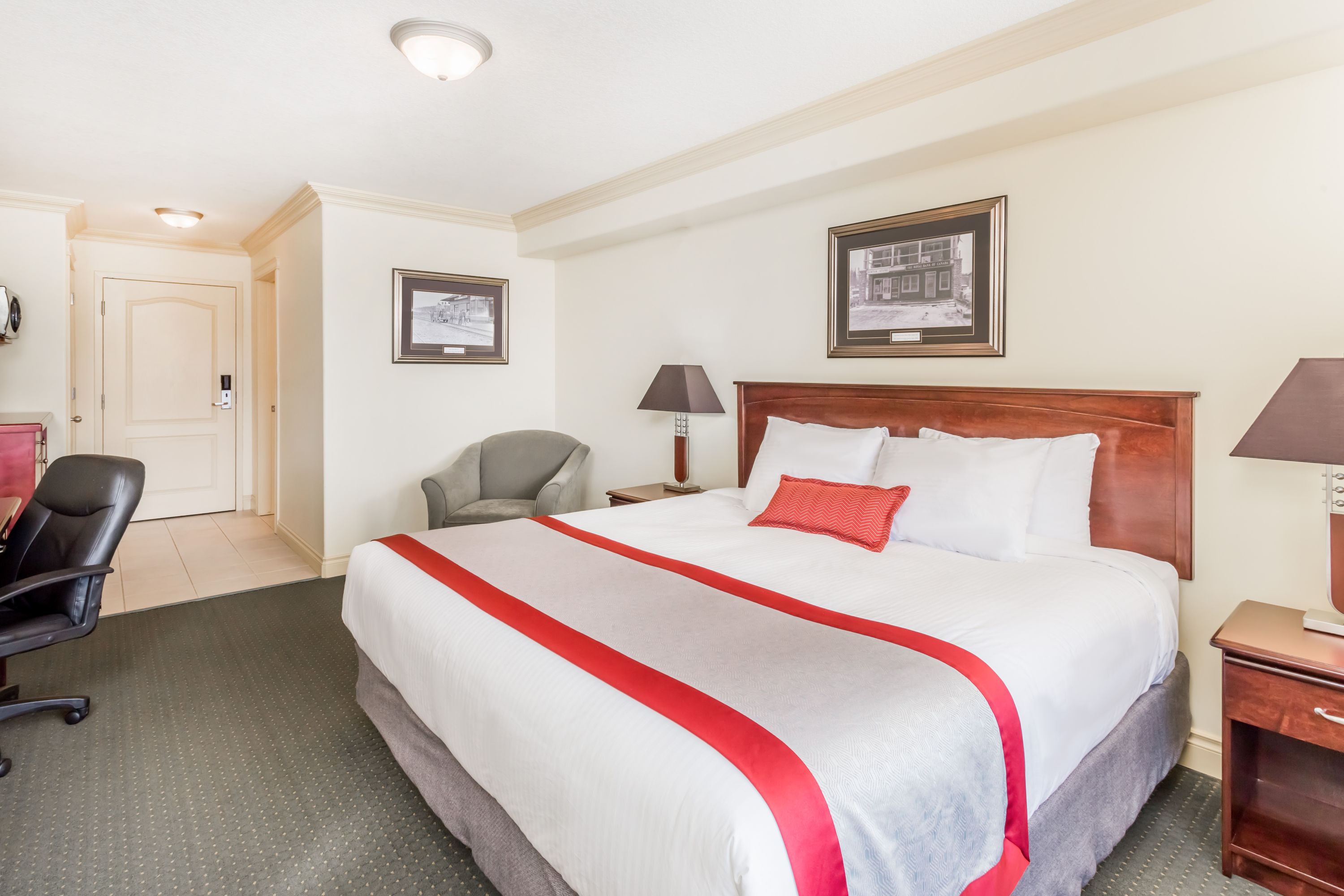 Ramada by Wyndham Hinton | Hinton, AB Hotels