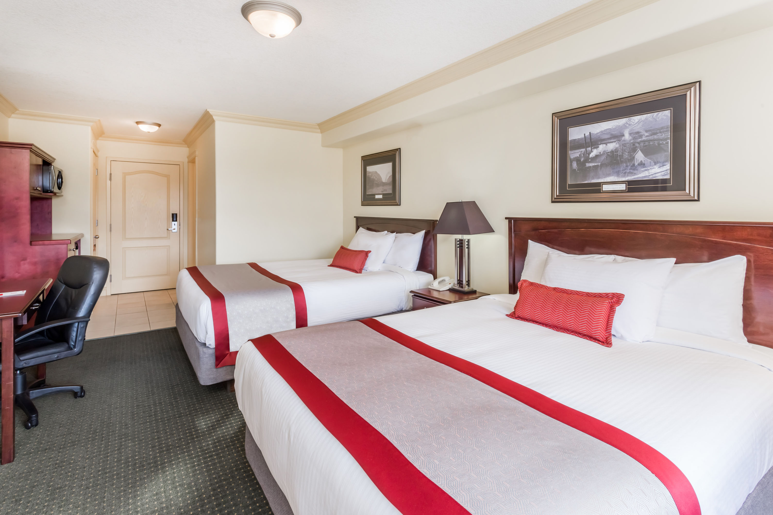 Ramada by Wyndham Hinton | Hinton, AB Hotels