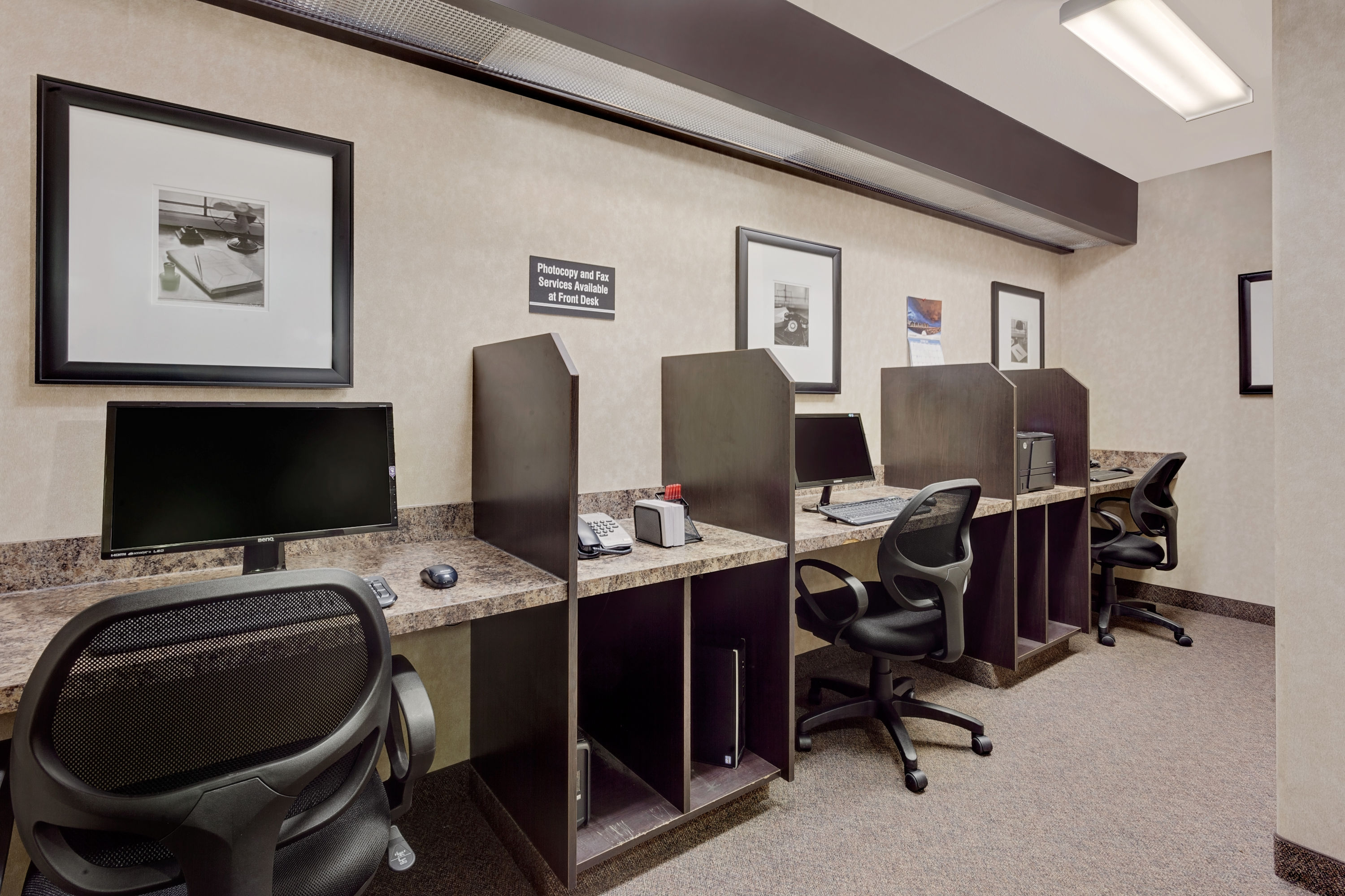 Ramada by Wyndham Stettler | Stettler, AB Hotels