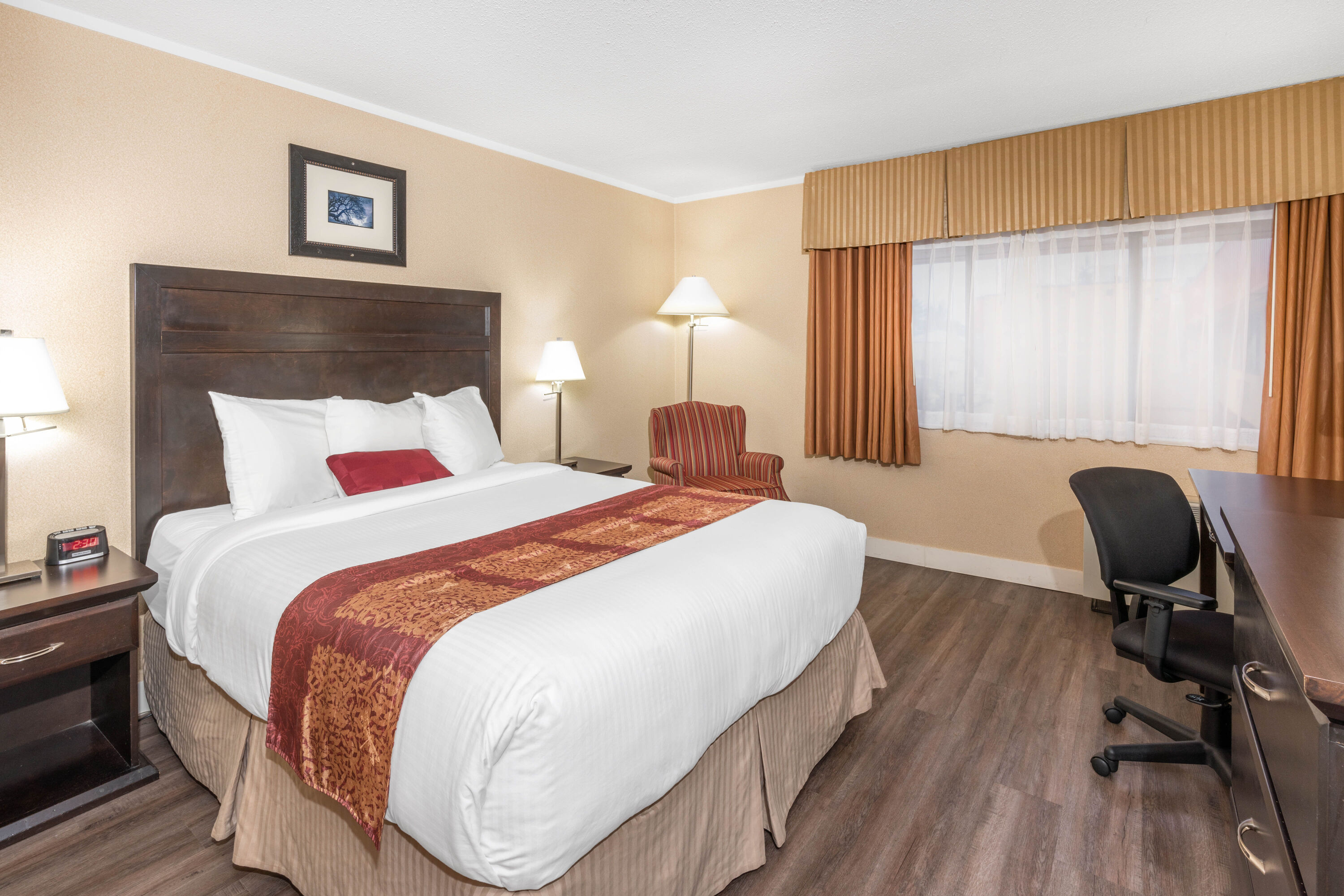 Ramada by Wyndham Coquitlam | Coquitlam, BC Hotels