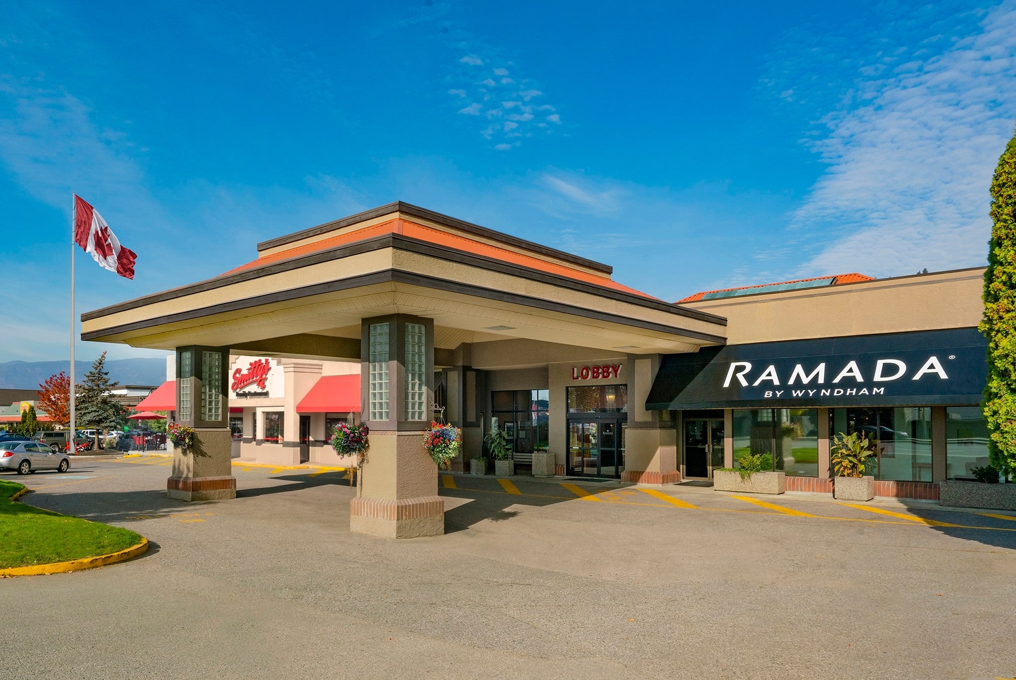 Ramada by Wyndham Kelowna Hotel & Conference Center | Kelowna, BC Hotels