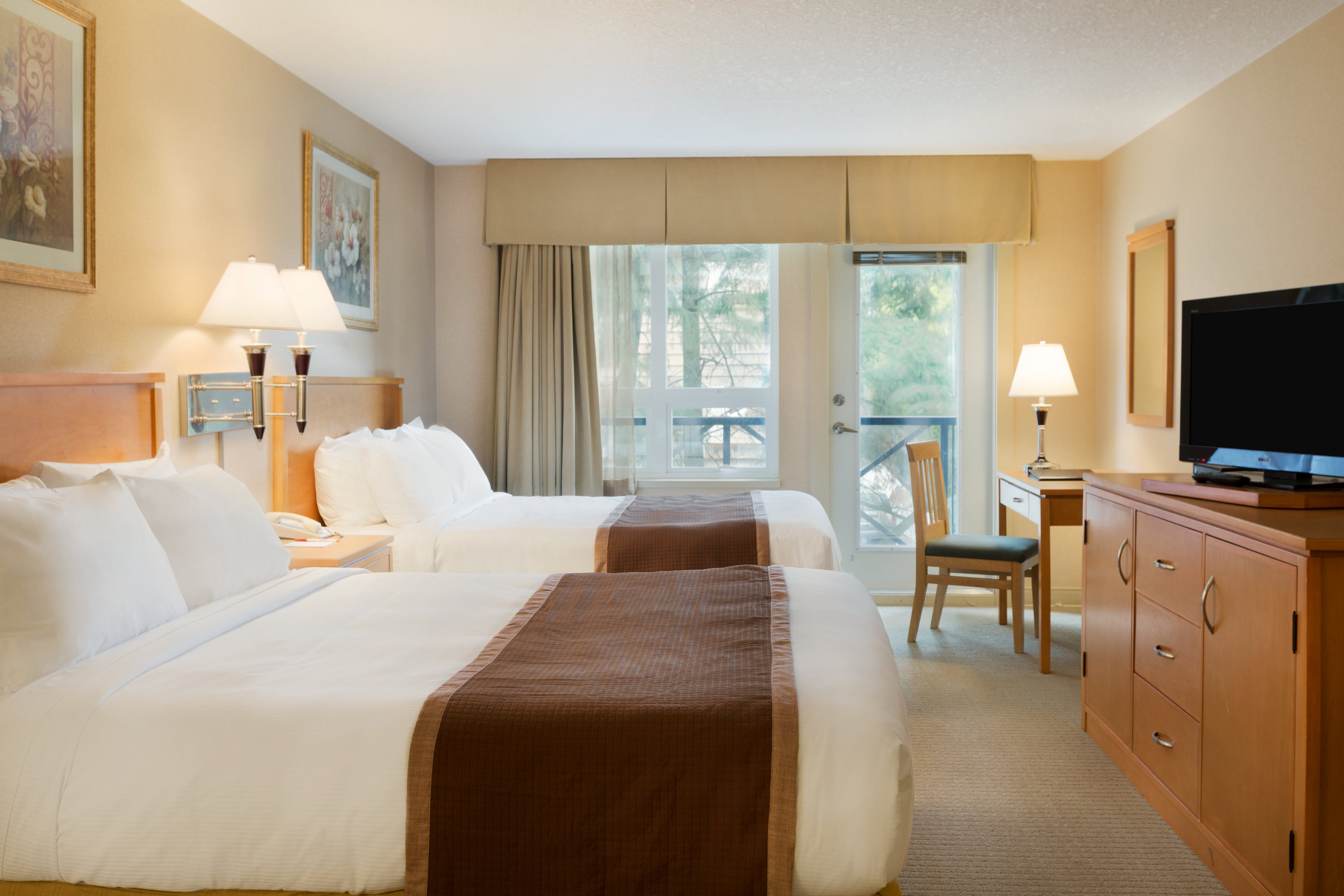 Ramada by Wyndham Nanaimo | Nanaimo, BC Hotels