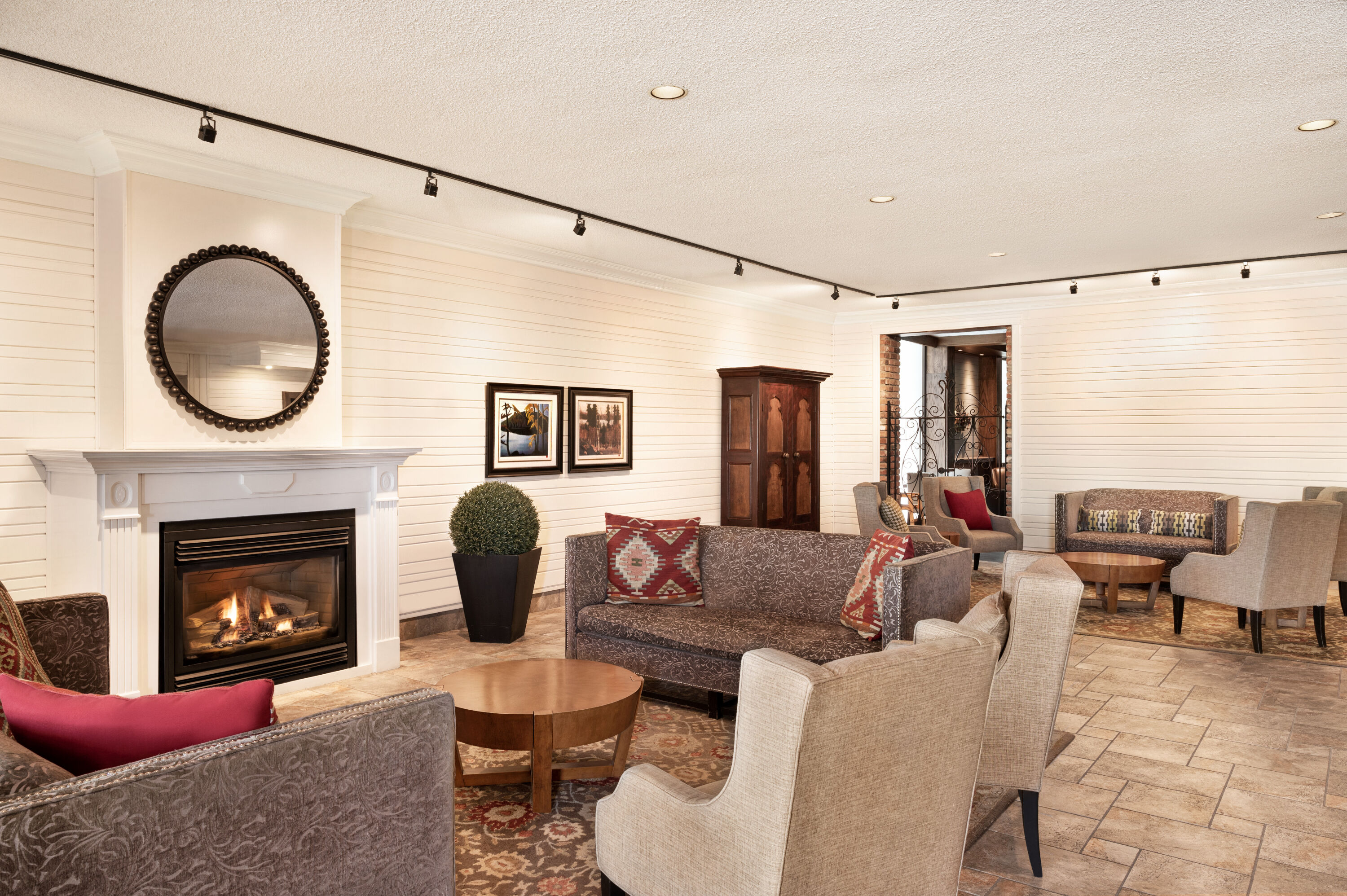 Ramada by Wyndham Cornwall | Cornwall, ON Hotels