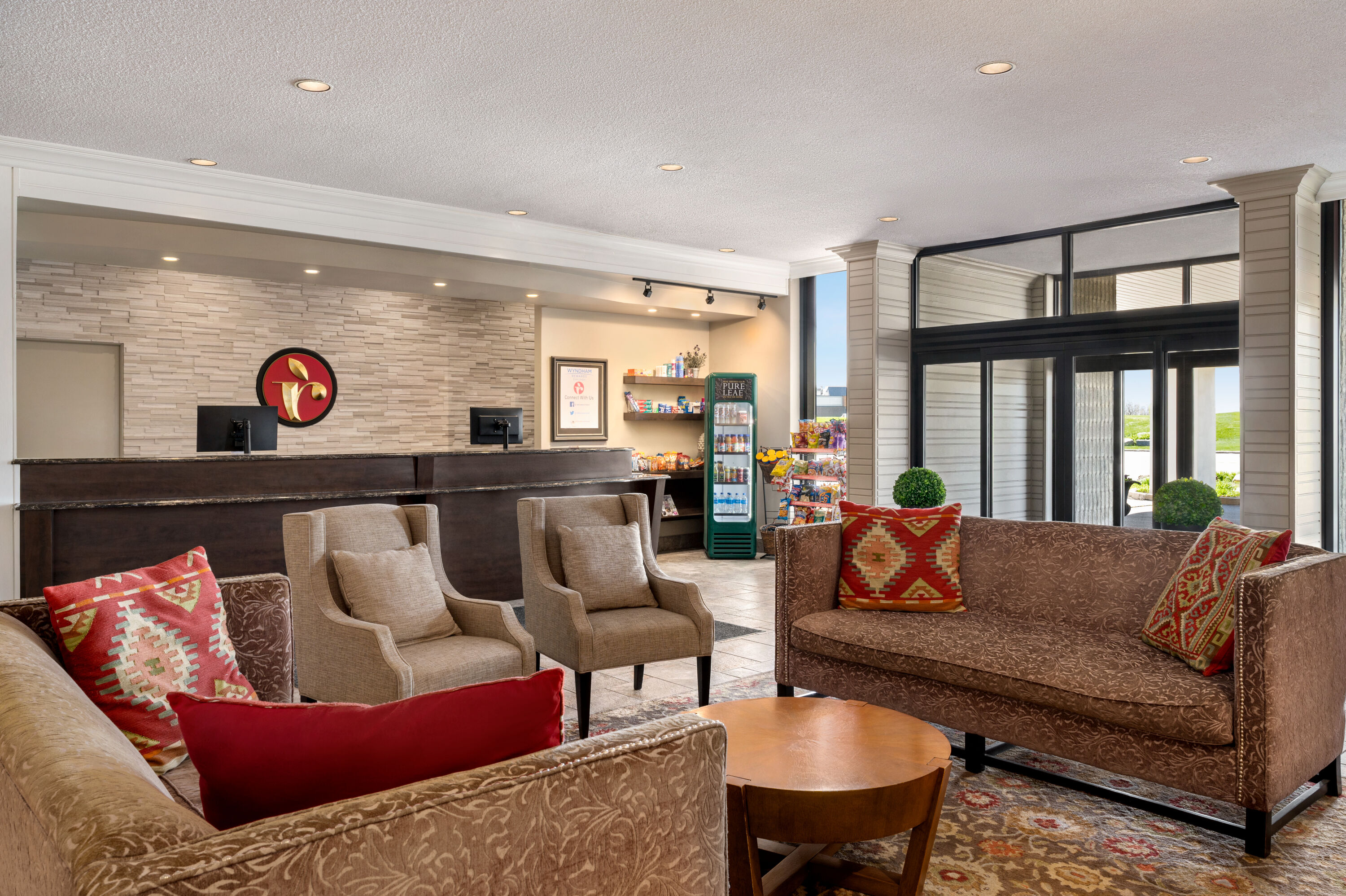 Ramada by Wyndham Cornwall | Cornwall, ON Hotels