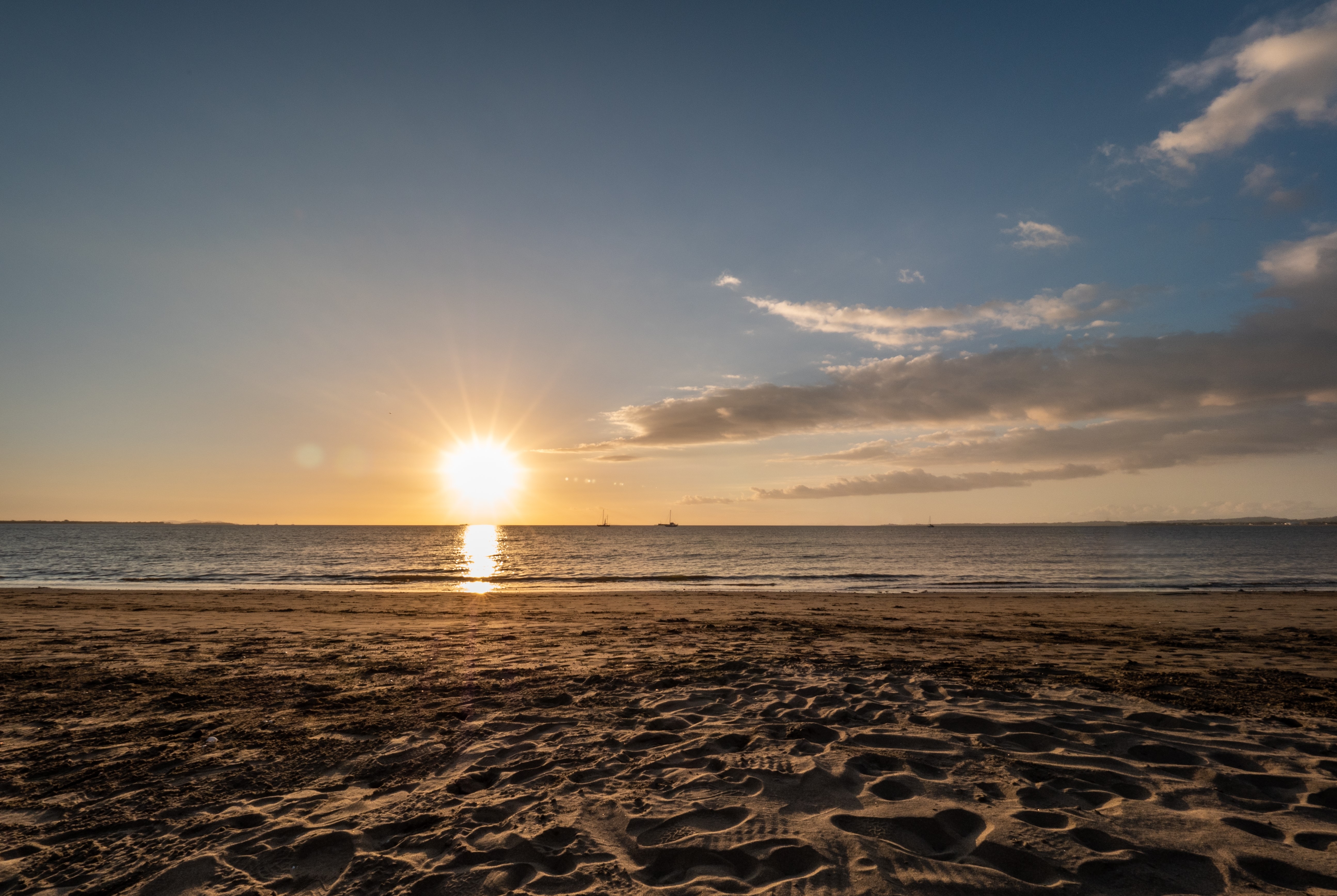 Ramada Suites By Wyndham Wailoaloa Beach Fiji Nadi Fj Hotels