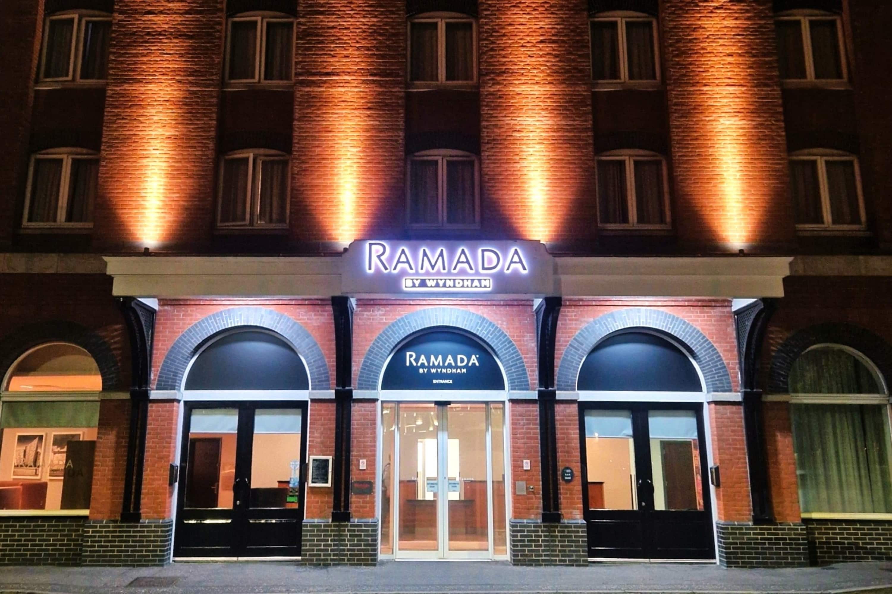 Ramada by Wyndham Belfast City Centre | Belfast, NIR Hotels