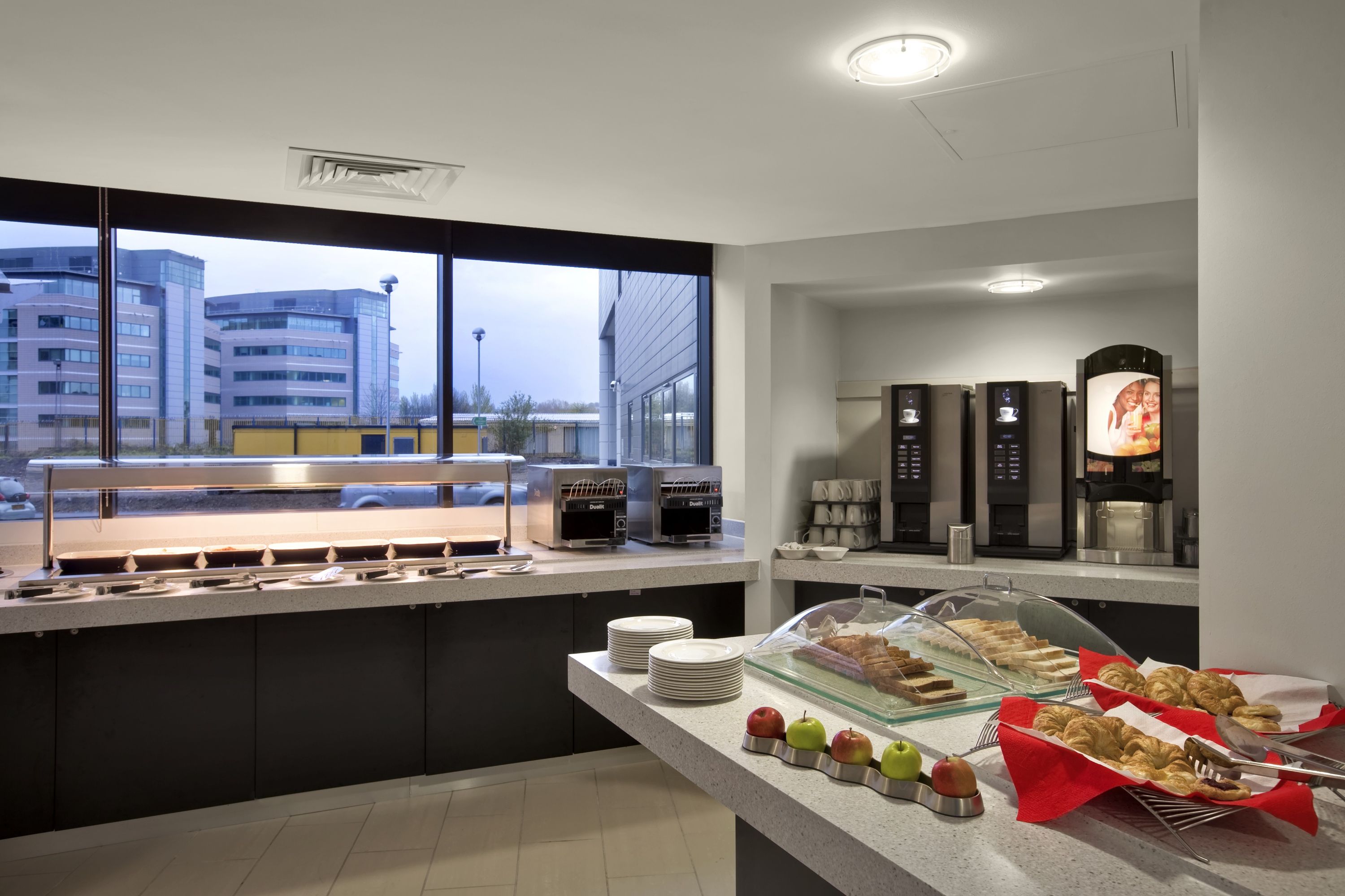 Ramada Encore by Wyndham Newcastle-Gateshead | Gateshead, GB Hotels