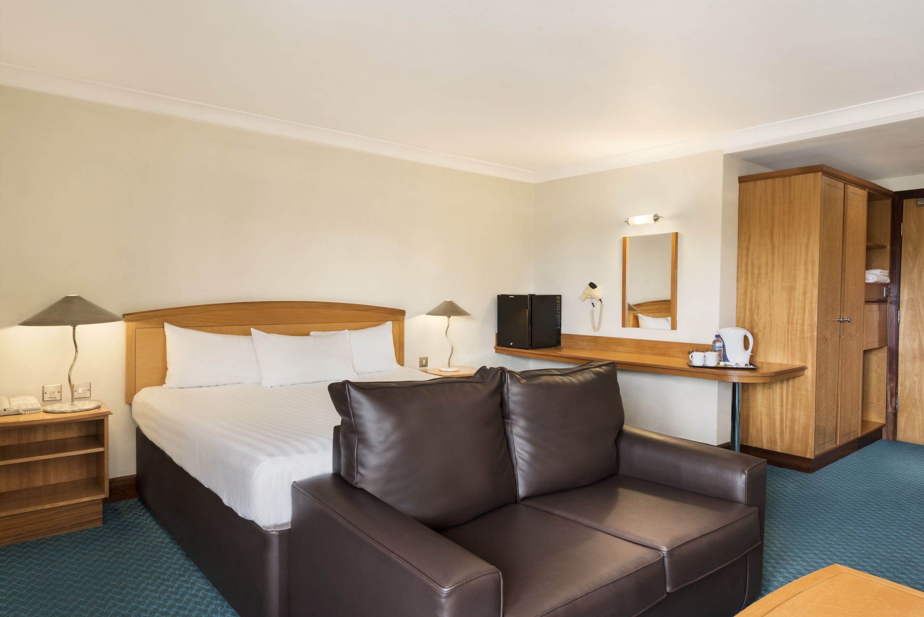 Ramada by Wyndham Birmingham Solihull | Solihull, GB Hotels