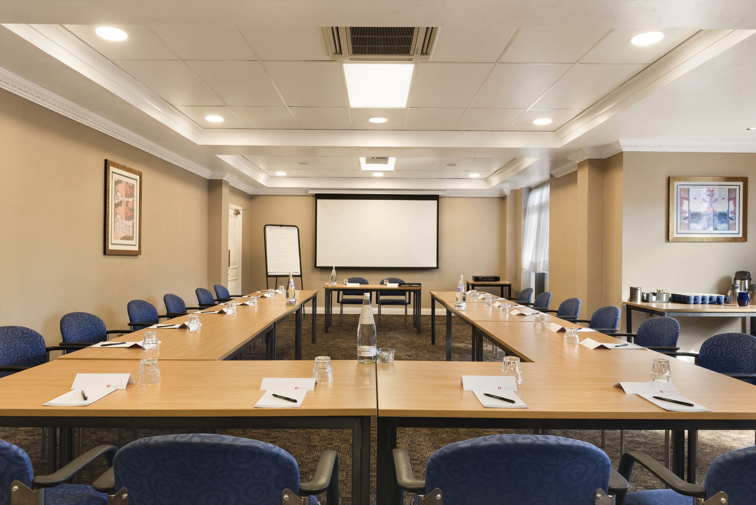 Ramada by Wyndham Birmingham Solihull | Solihull, GB Hotels