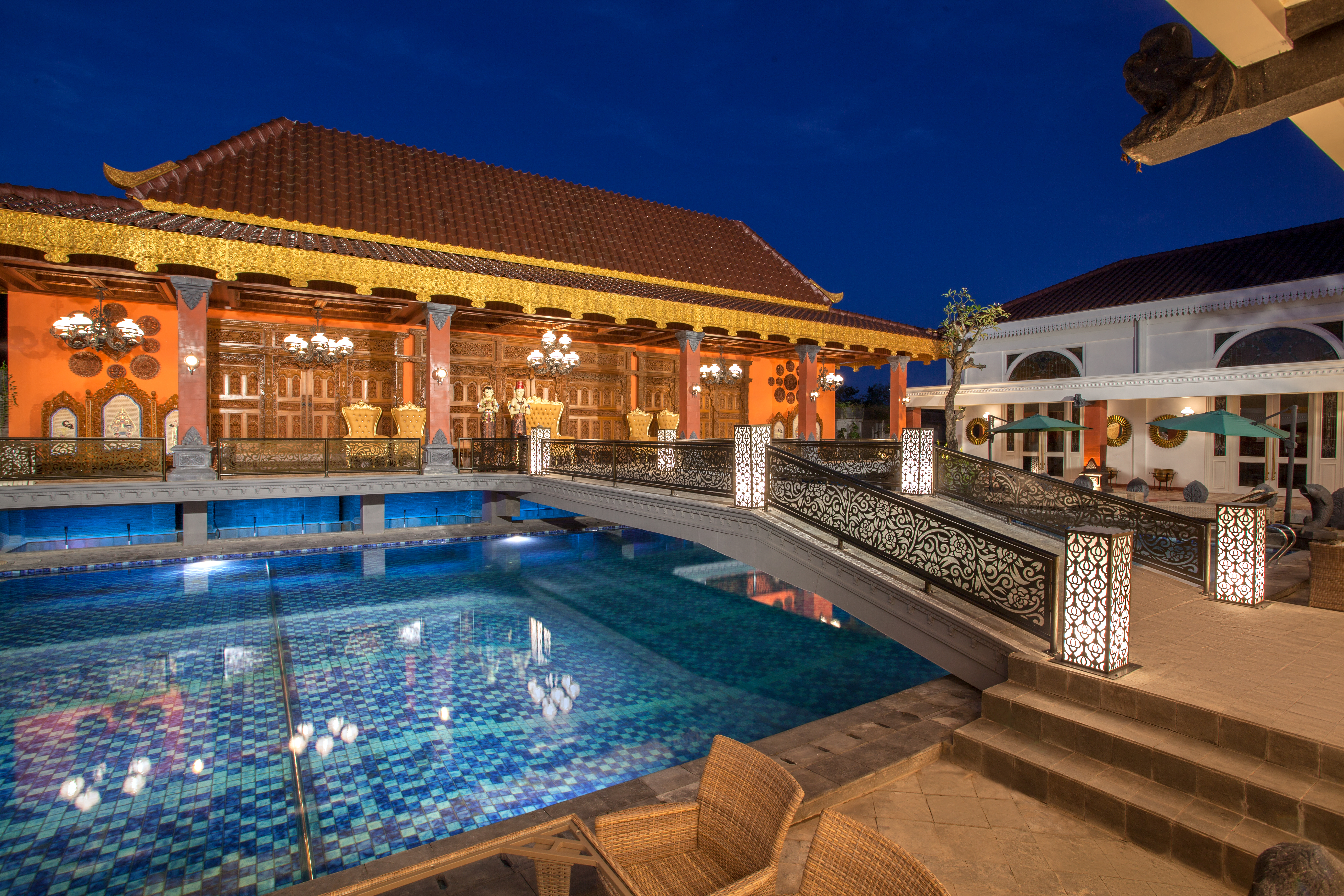 Ramada Suites By Wyndham Solo | Solo, ID Hotels