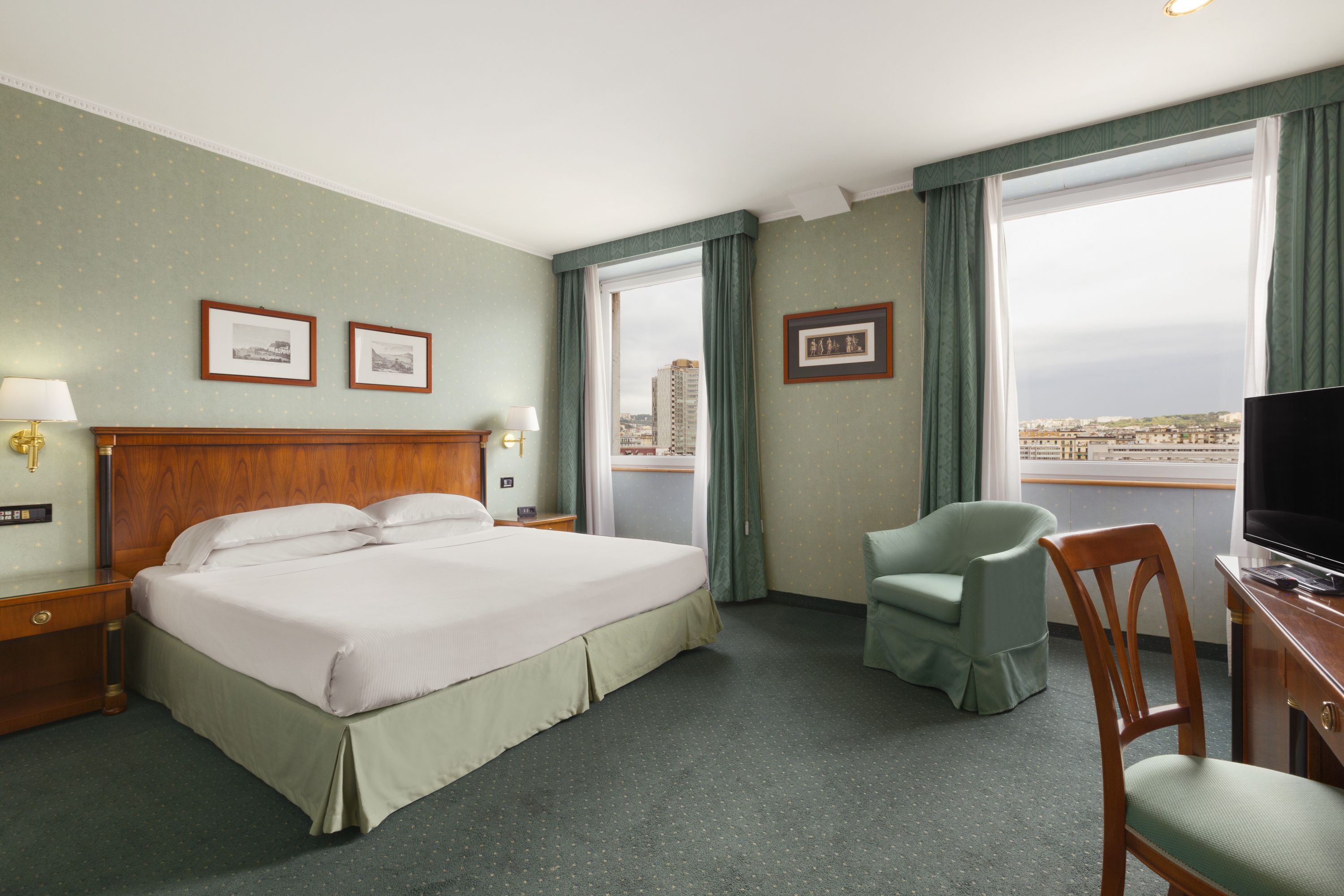 Ramada by Wyndham Naples | Napoli, IT Hotels