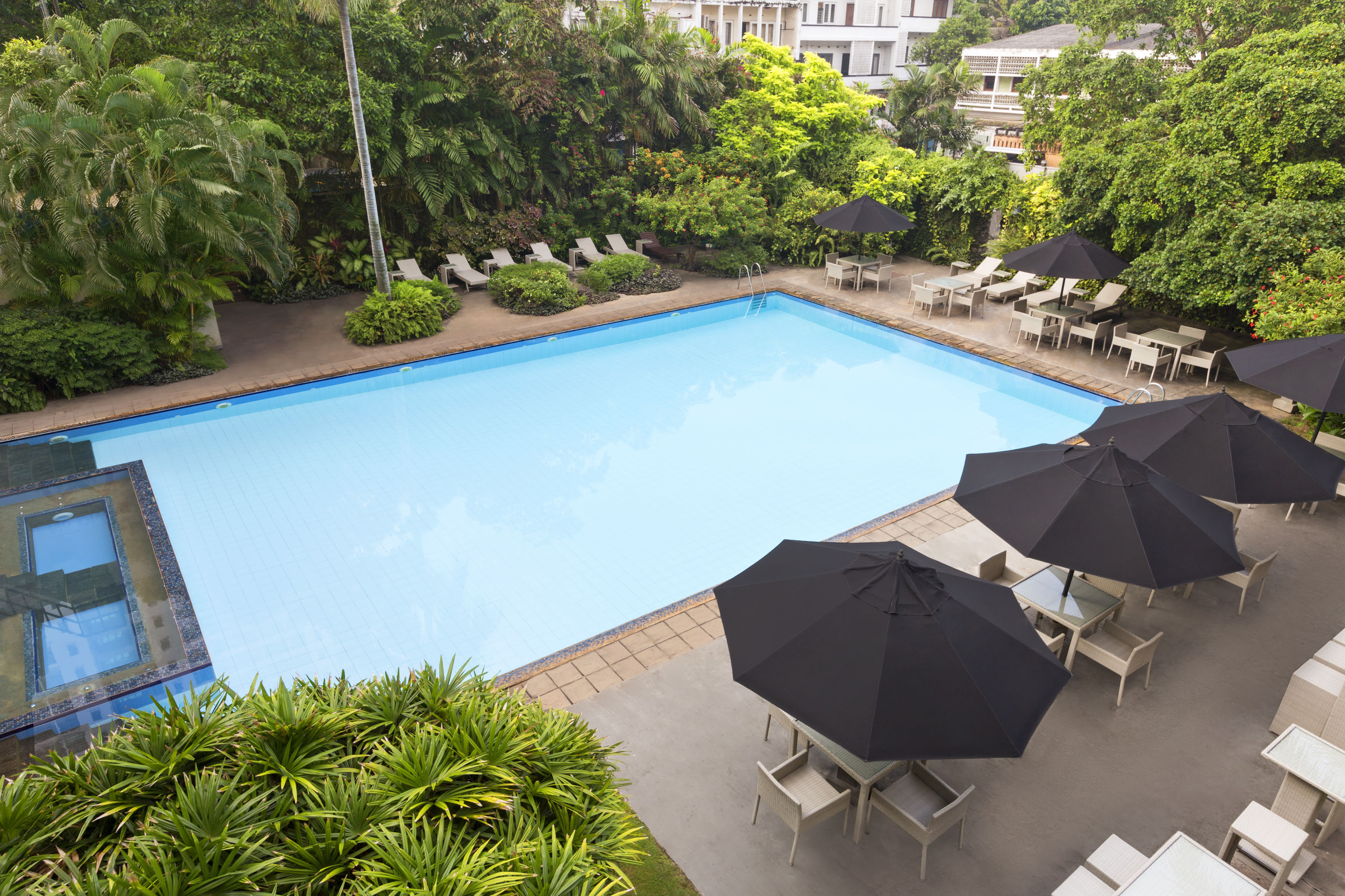 Ramada by Wyndham Colombo | Colombo, LK Hotels