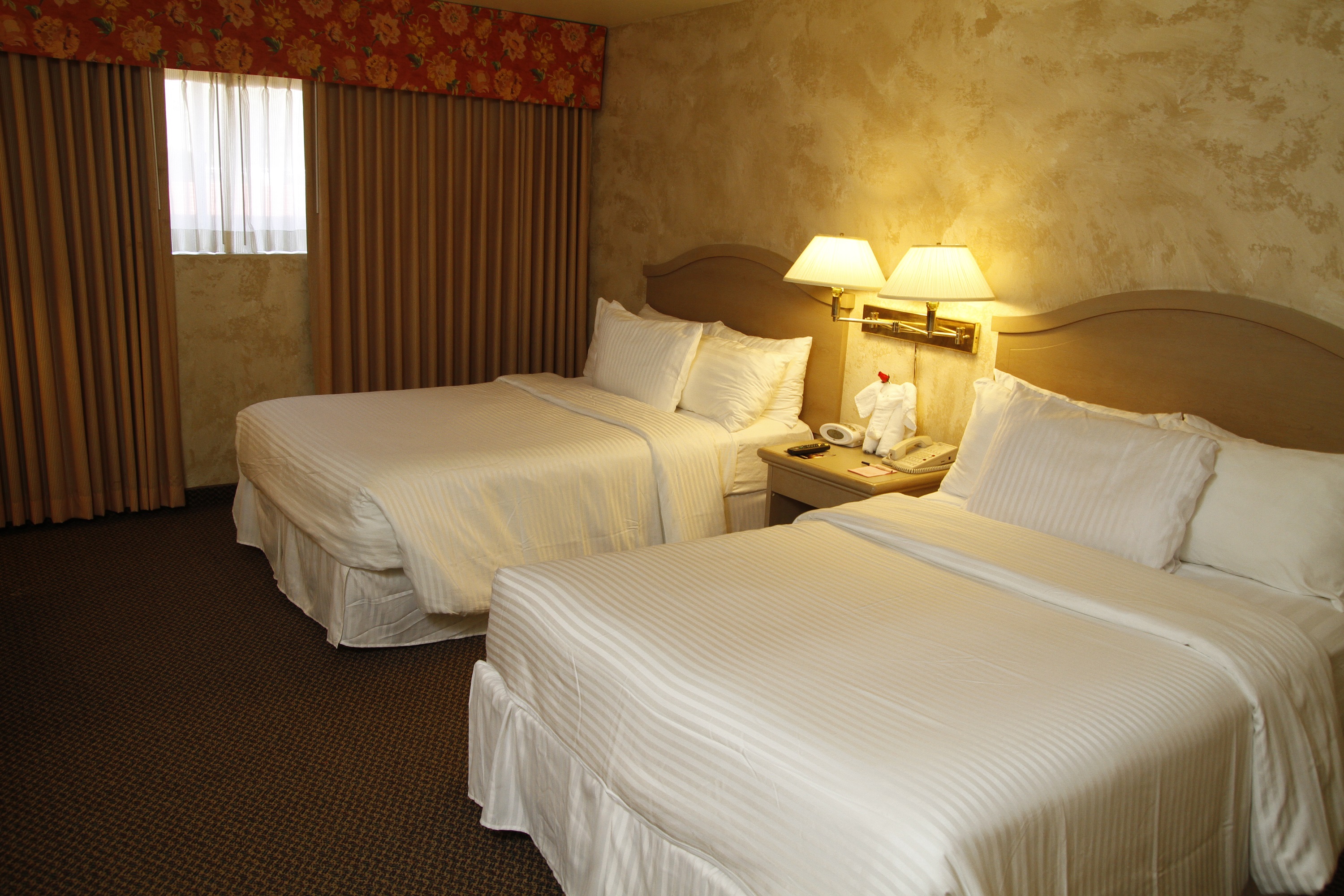 Ramada by Wyndham Viscount Suites Tucson East | Tucson, AZ Hotels