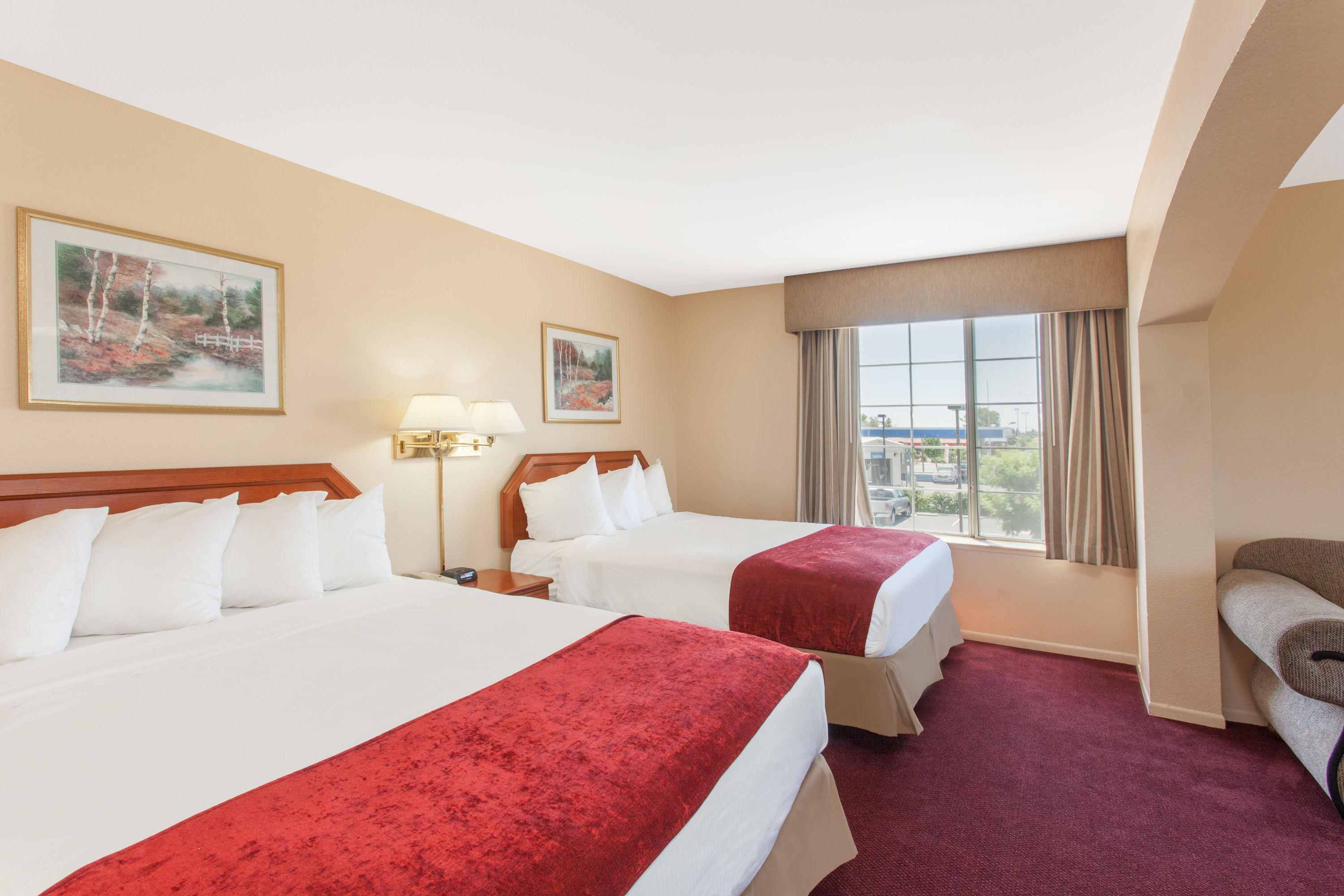 Ramada by Wyndham Fresno Northwest | Fresno, CA Hotels