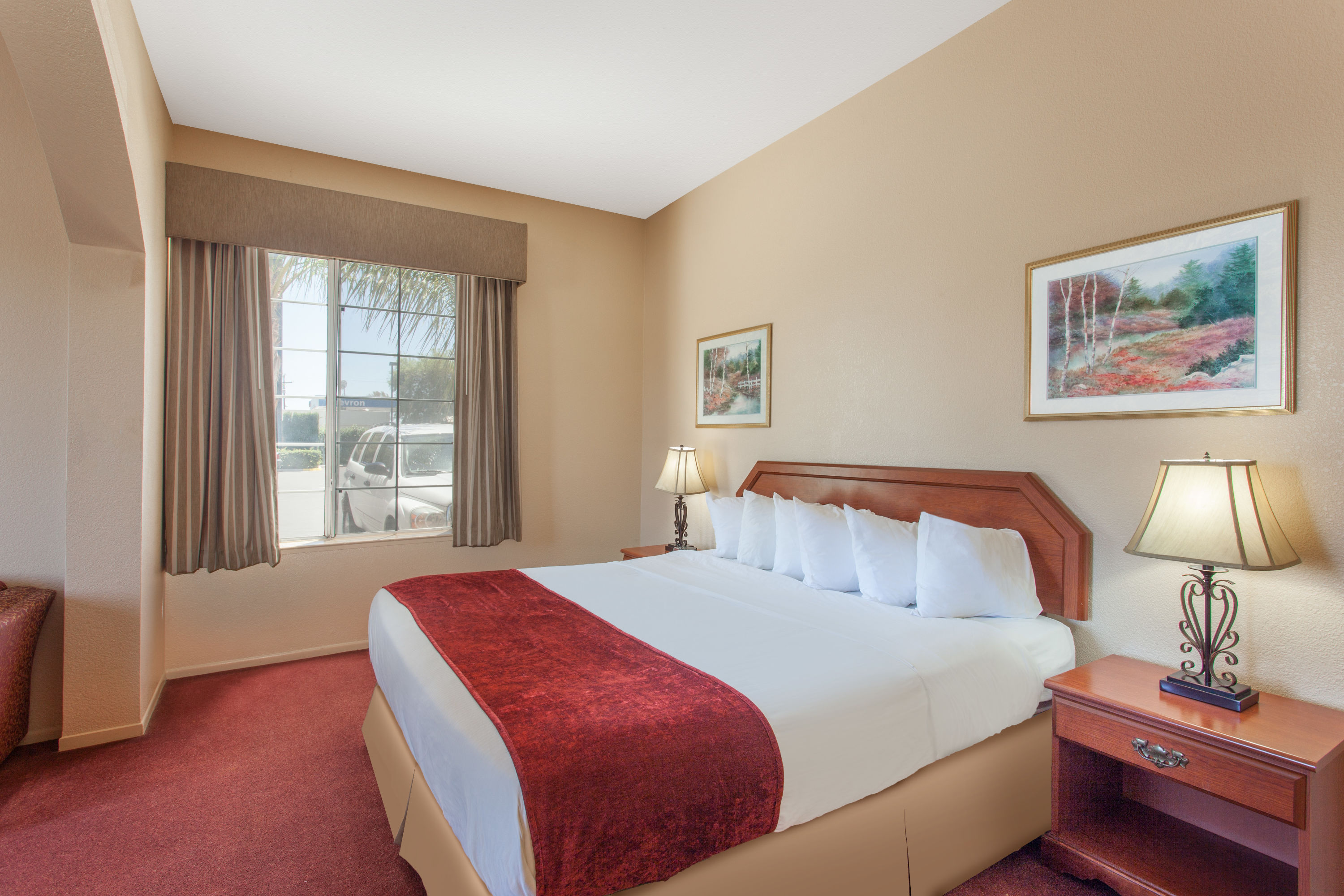 Ramada by Wyndham Fresno Northwest | Fresno, CA Hotels