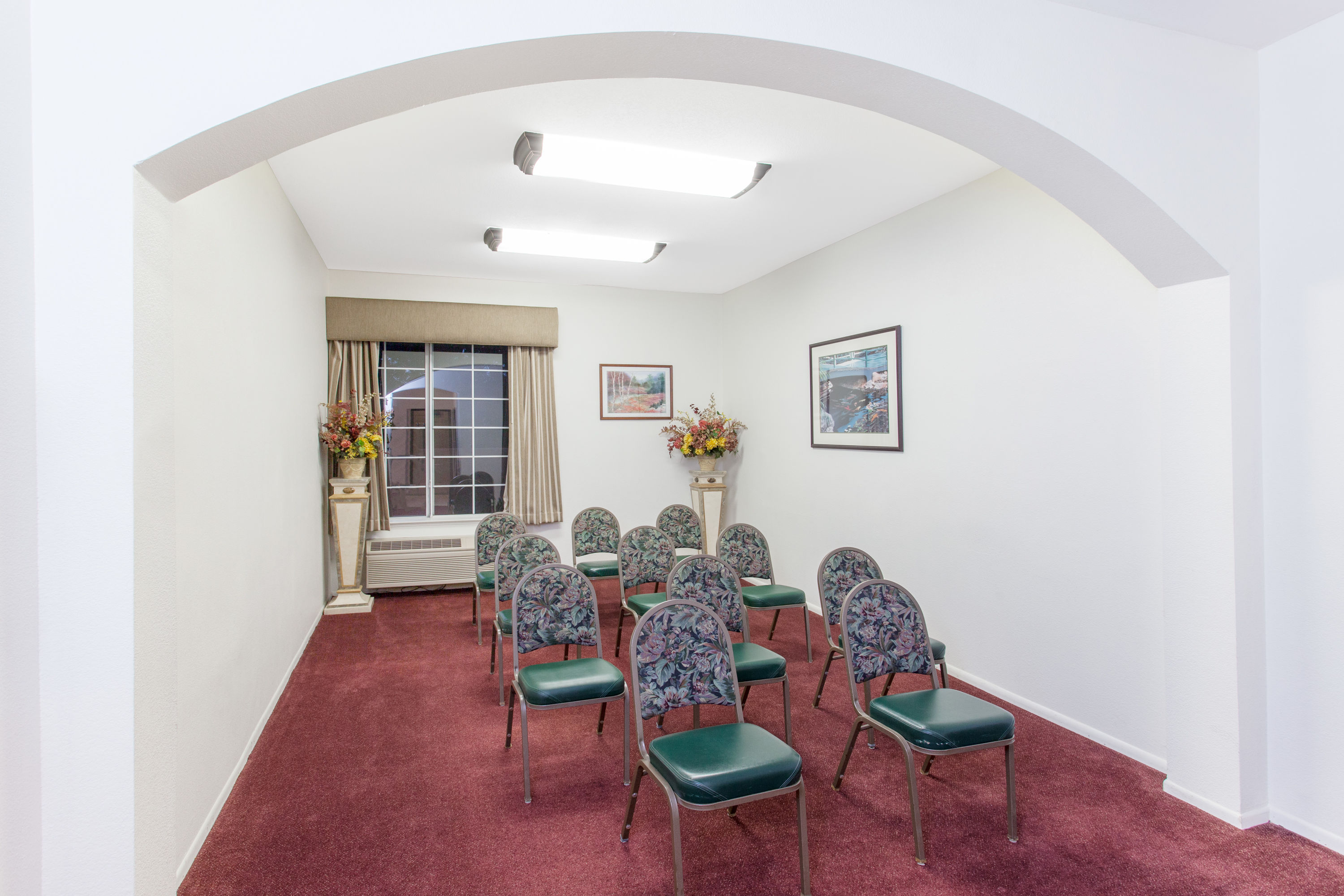 Ramada by Wyndham Fresno Northwest | Fresno, CA Hotels