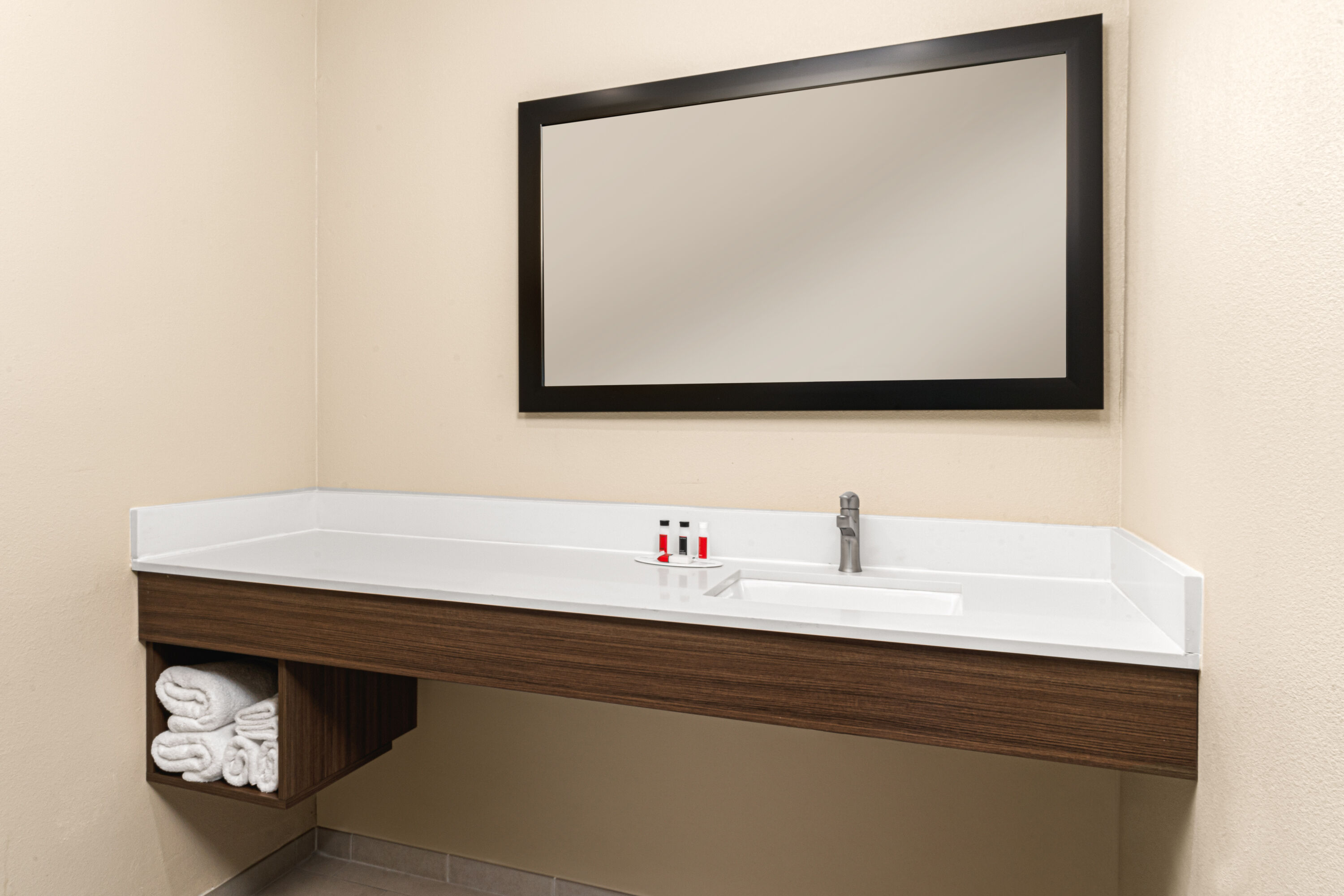 Ramada by Wyndham Modesto Yosemite Area | Modesto, CA Hotels