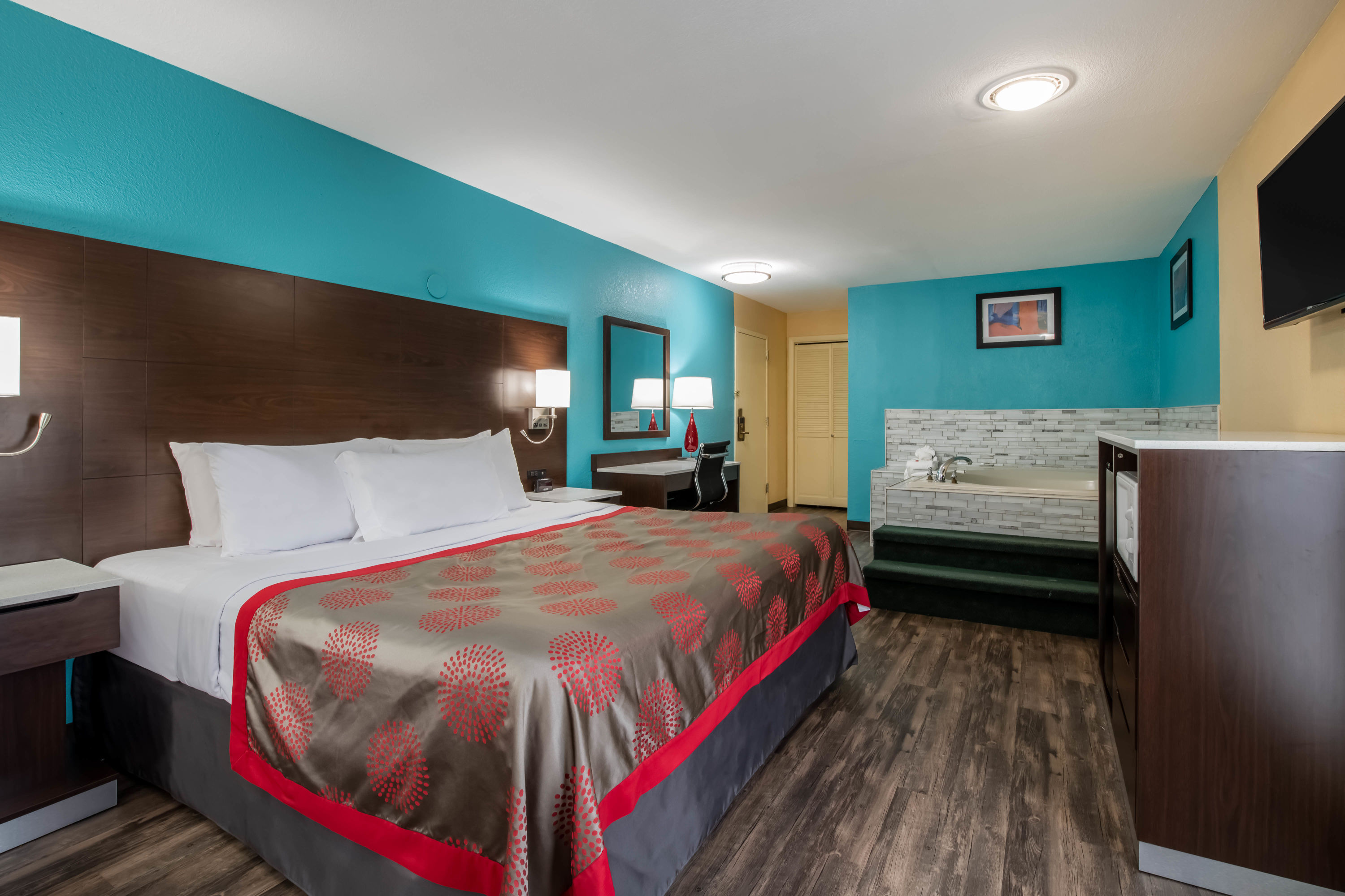 Ramada by Wyndham Groton | Groton, CT Hotels