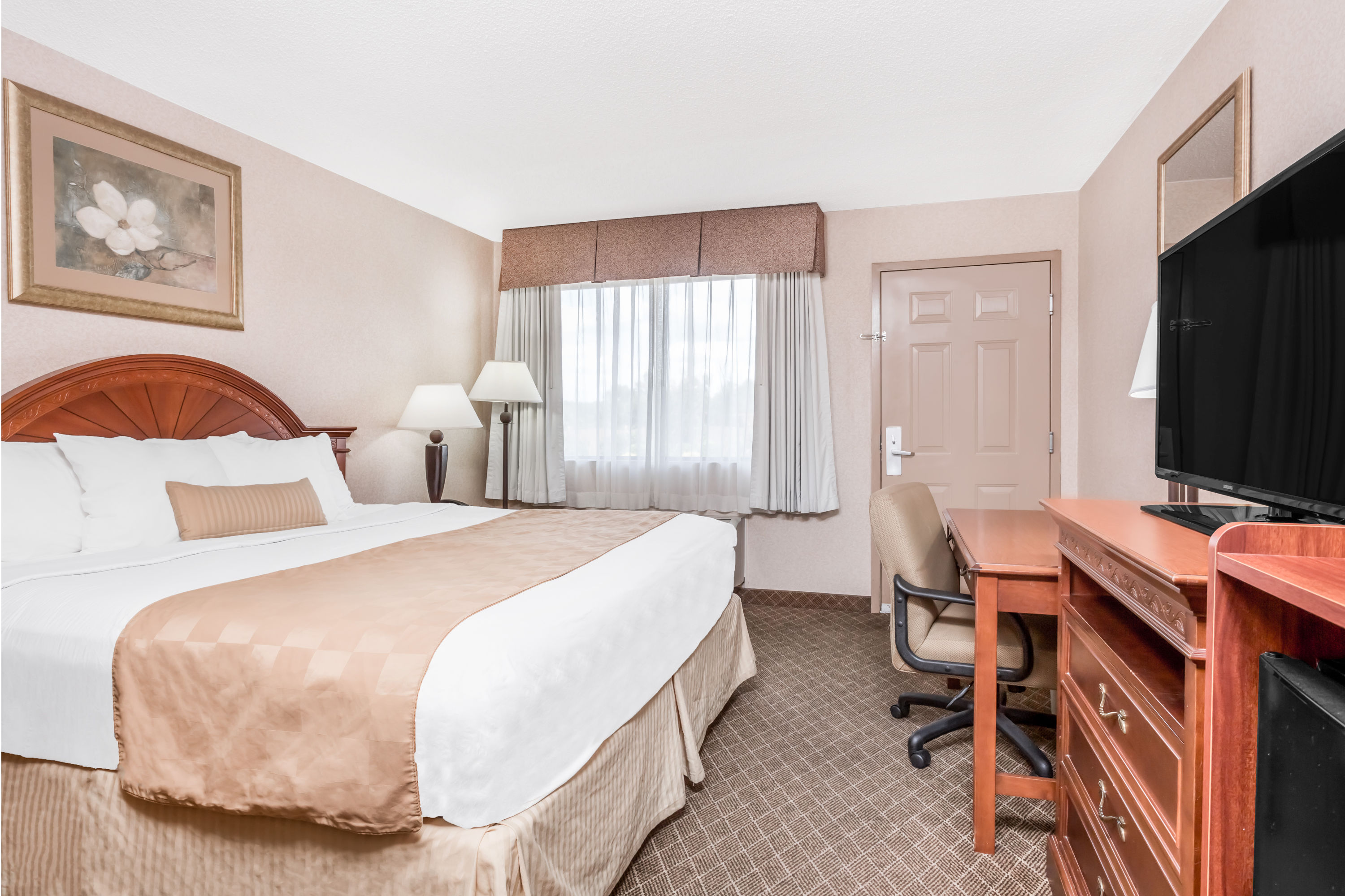 Ramada by Wyndham Macon | Macon, GA Hotels