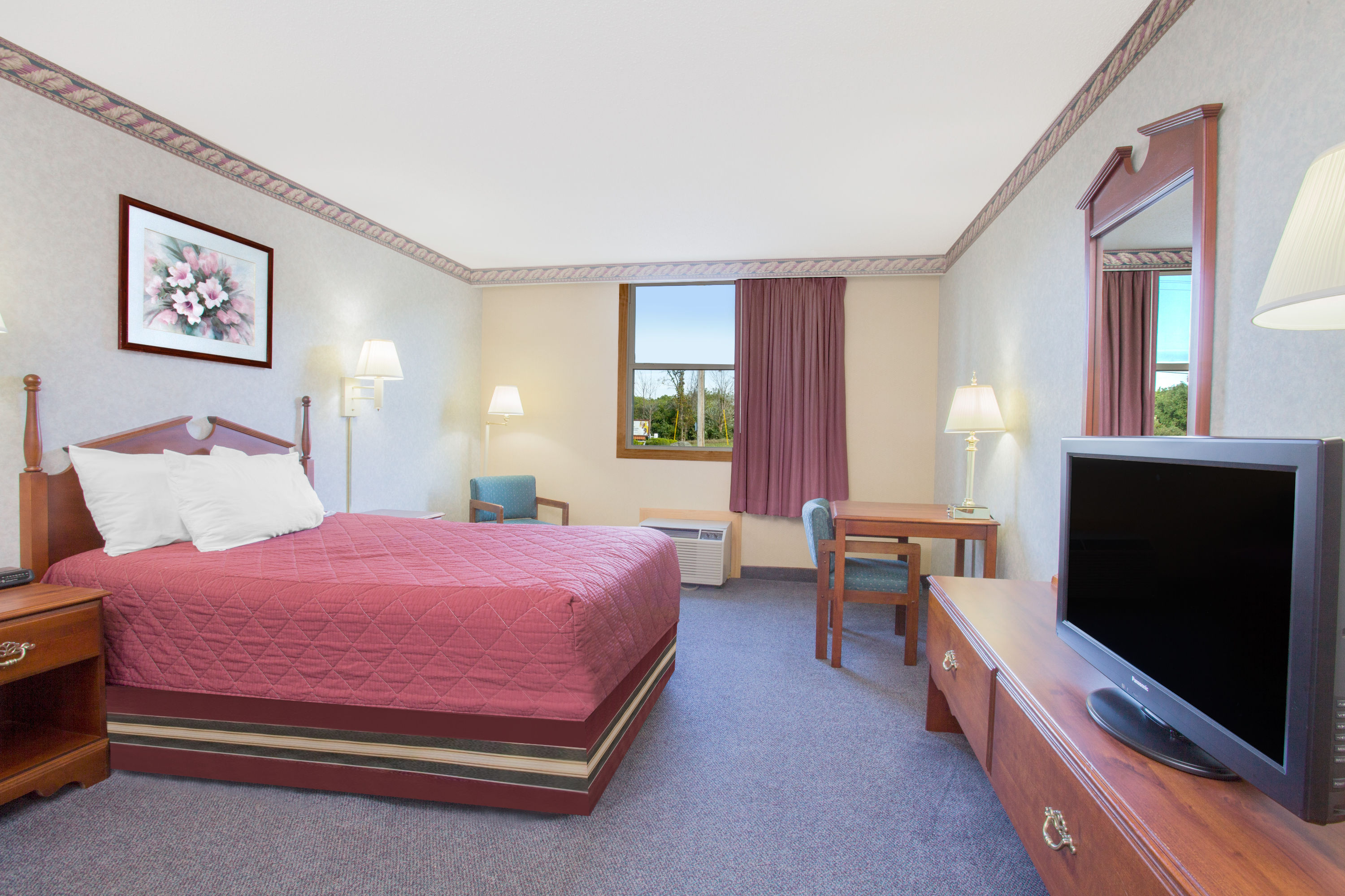 Ramada by Wyndham Angola/Fremont Area | Angola, IN Hotels