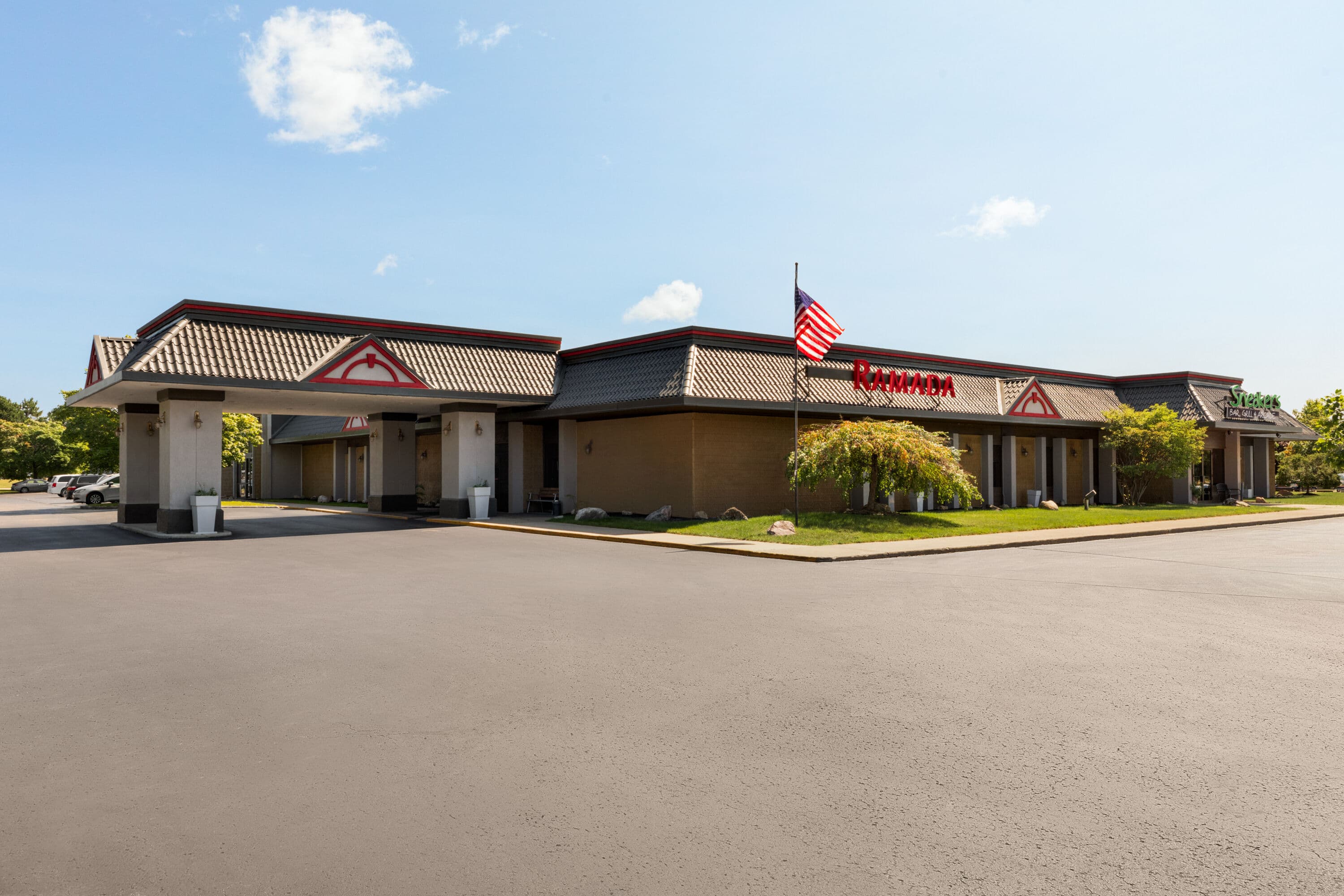 Ramada by Wyndham Alpena Hotel & Conference Center | Alpena, MI Hotels