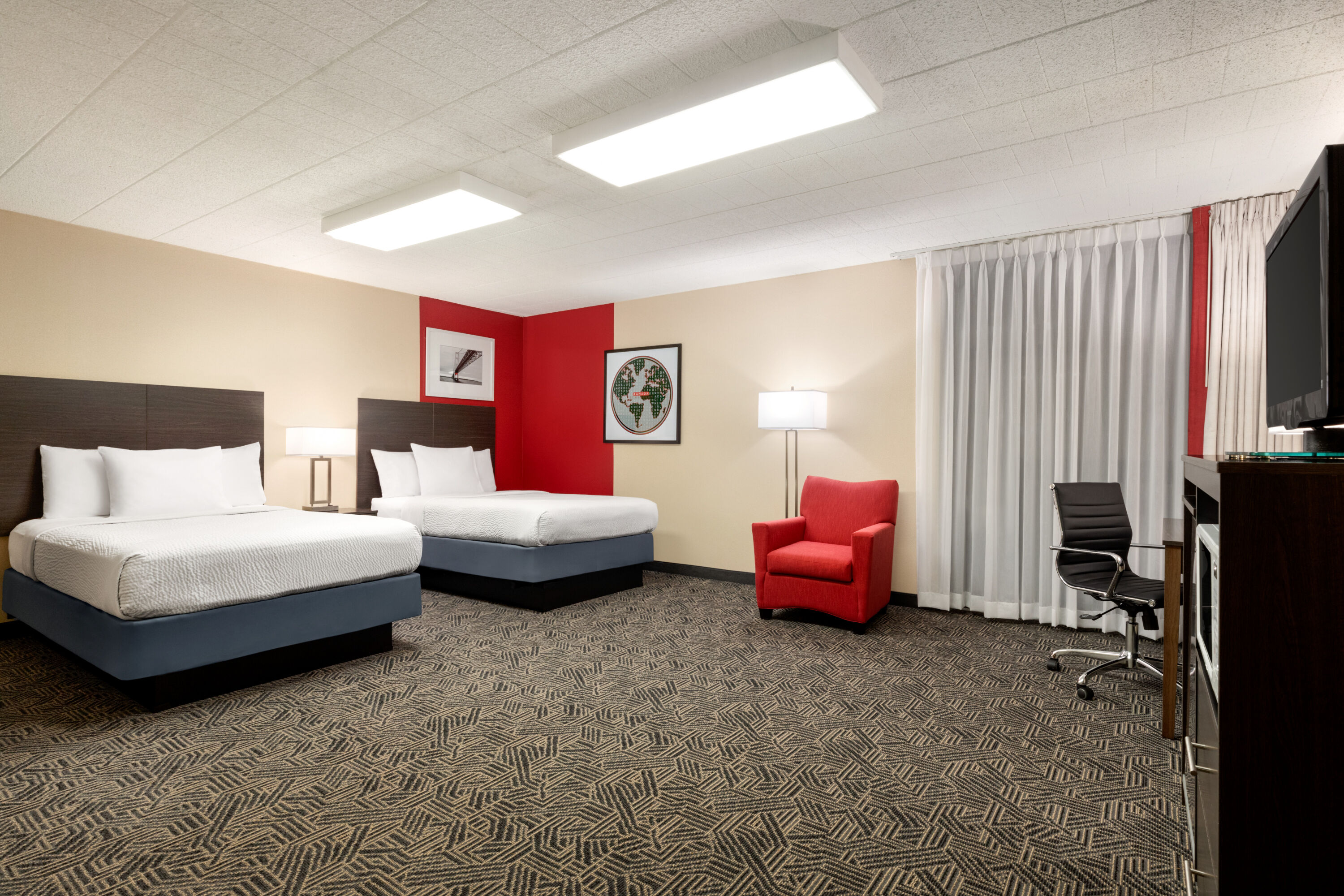 Ramada by Wyndham Alpena Hotel & Conference Center | Alpena, MI Hotels