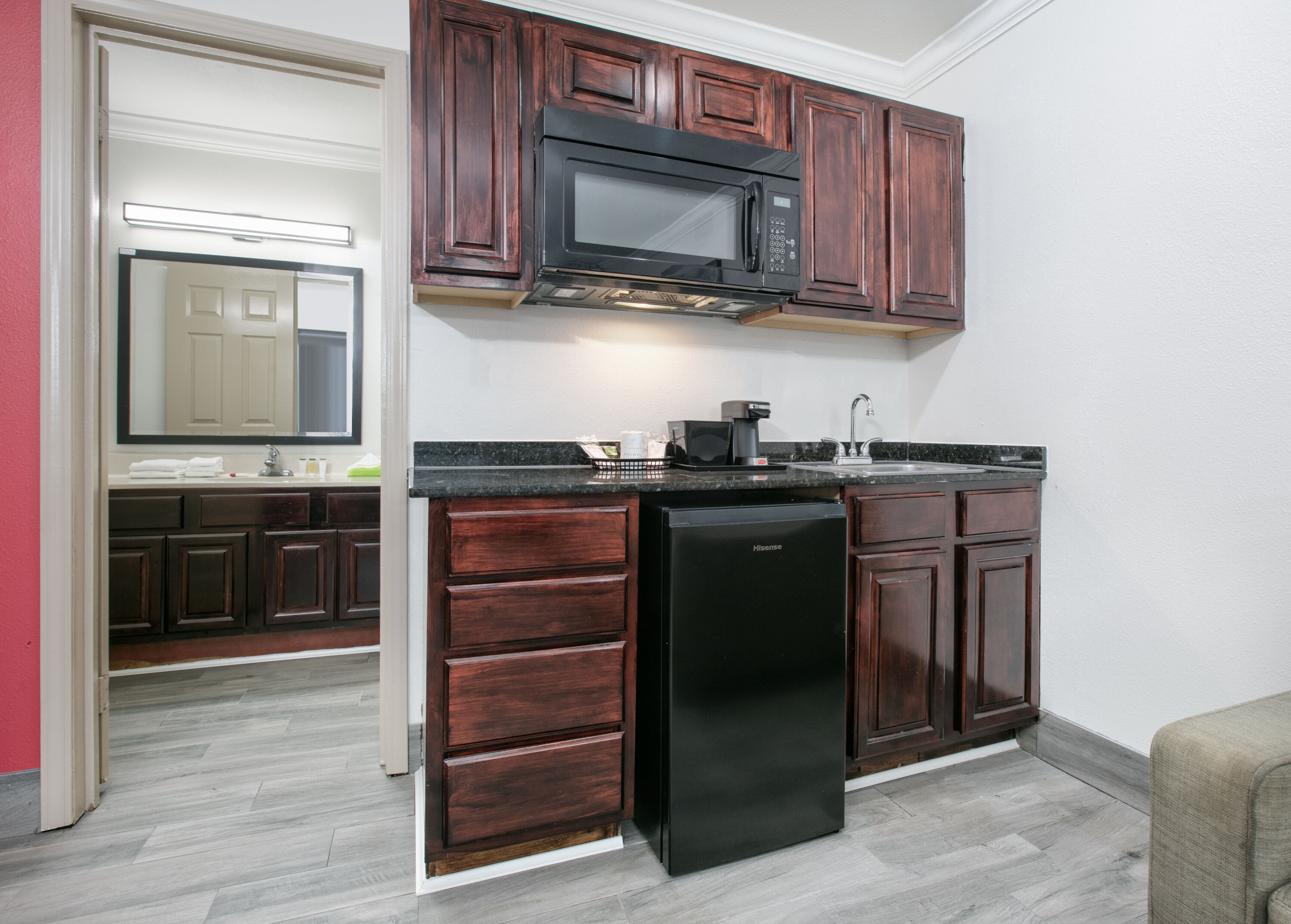 Ramada by Wyndham Diamondhead I-10/Gulfport | Diamondhead, MS Hotels