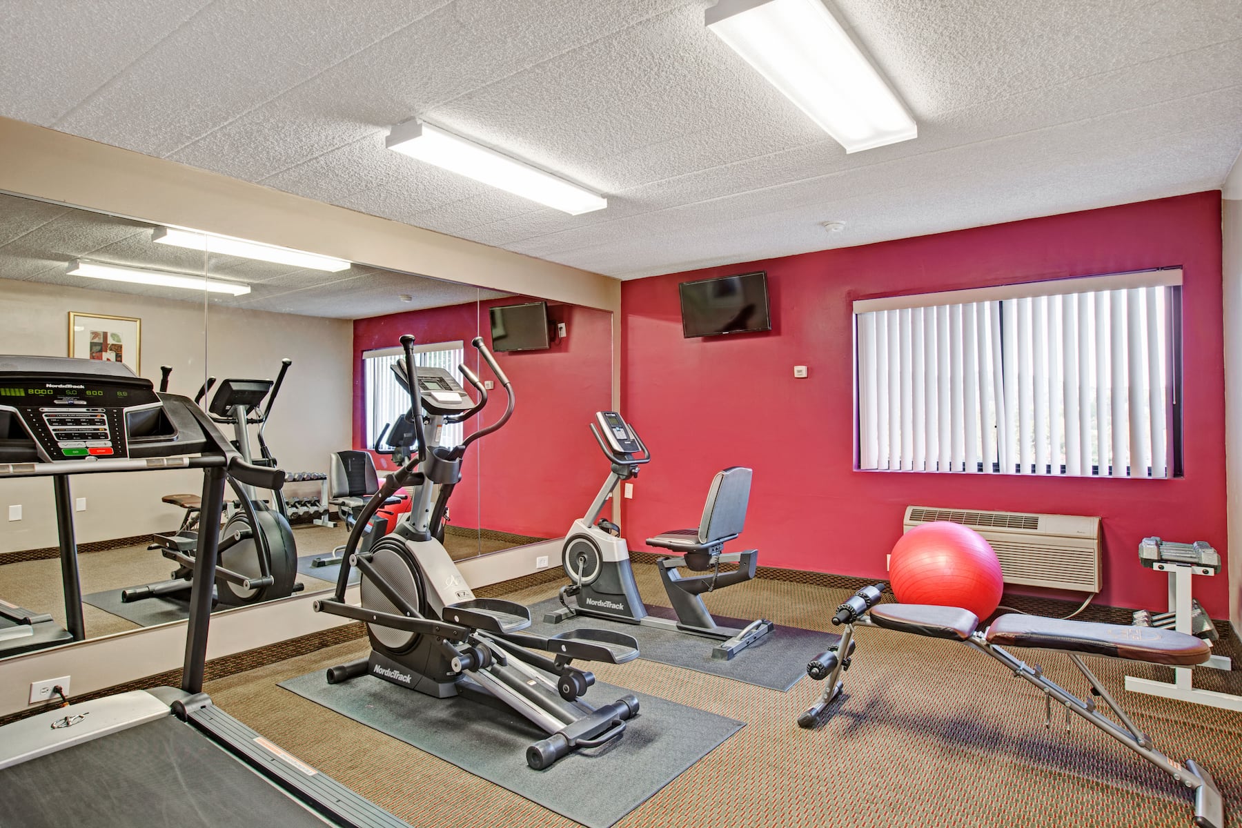 Ramada By Wyndham Rockaway Rockaway Nj Hotels