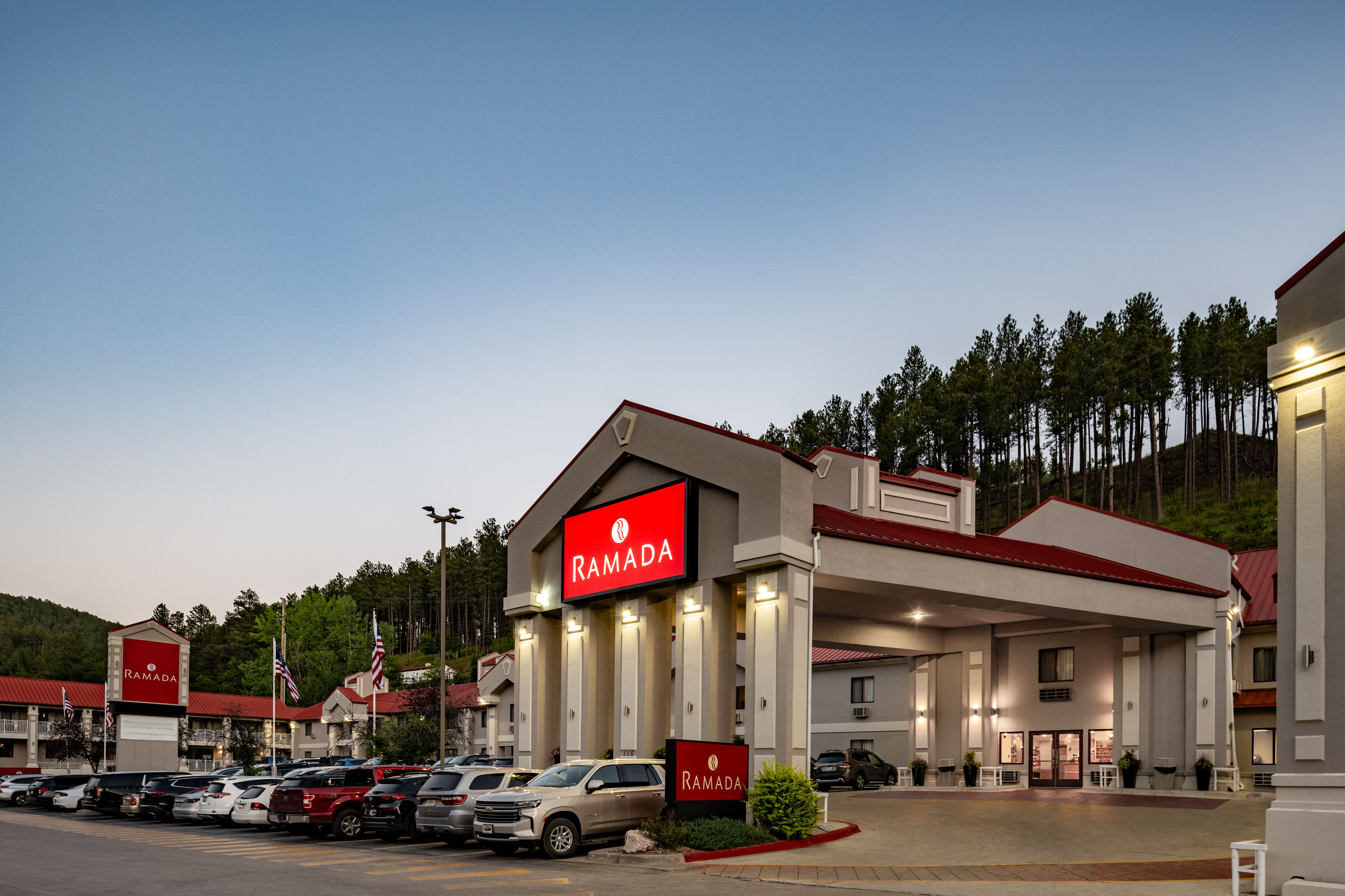 Ramada by Wyndham Keystone Near Mt Rushmore | Keystone, SD Hotels