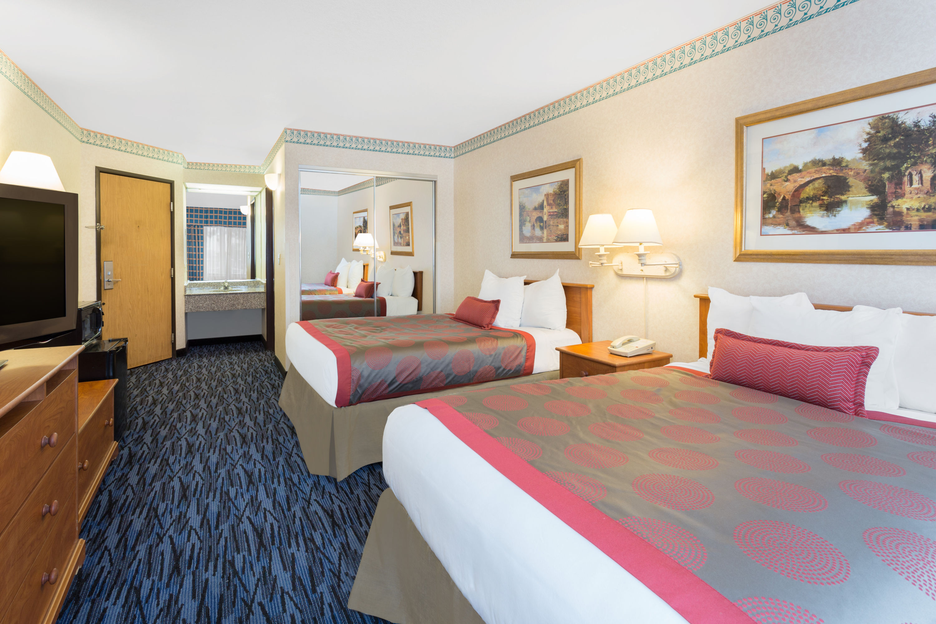 Ramada by Wyndham Kent Seattle Area | Kent, WA Hotels